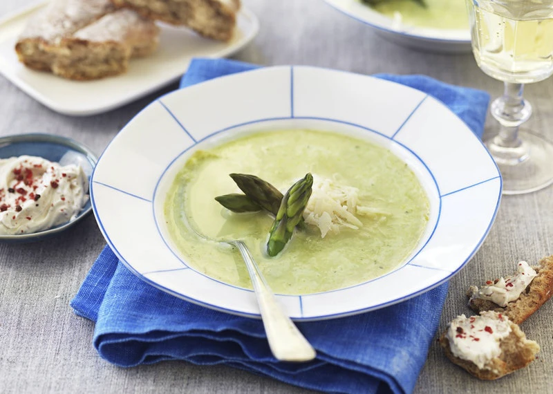 10 smarriga recept på vit och grön sparris