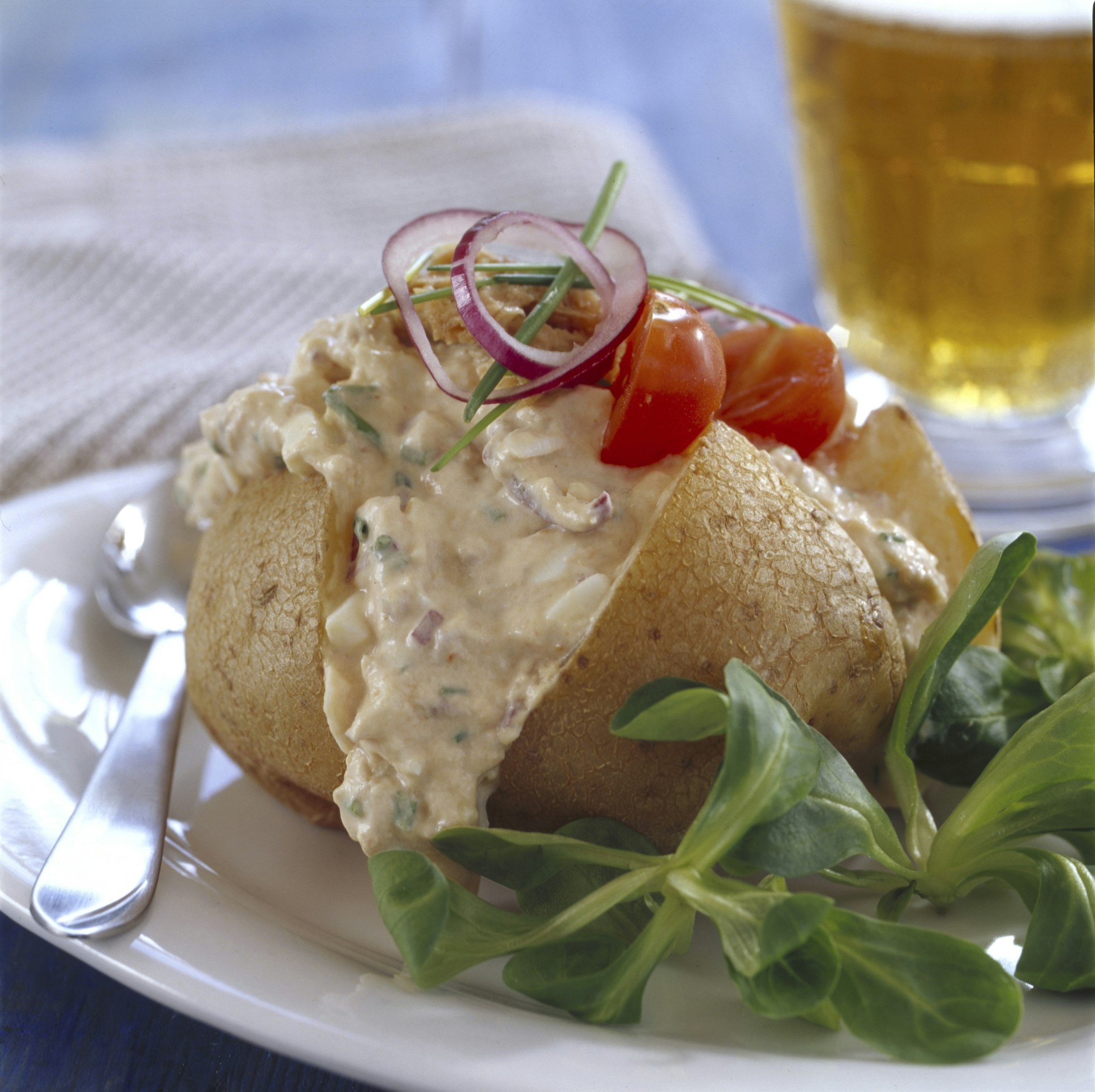 Bakad potatis med tonfiskröra