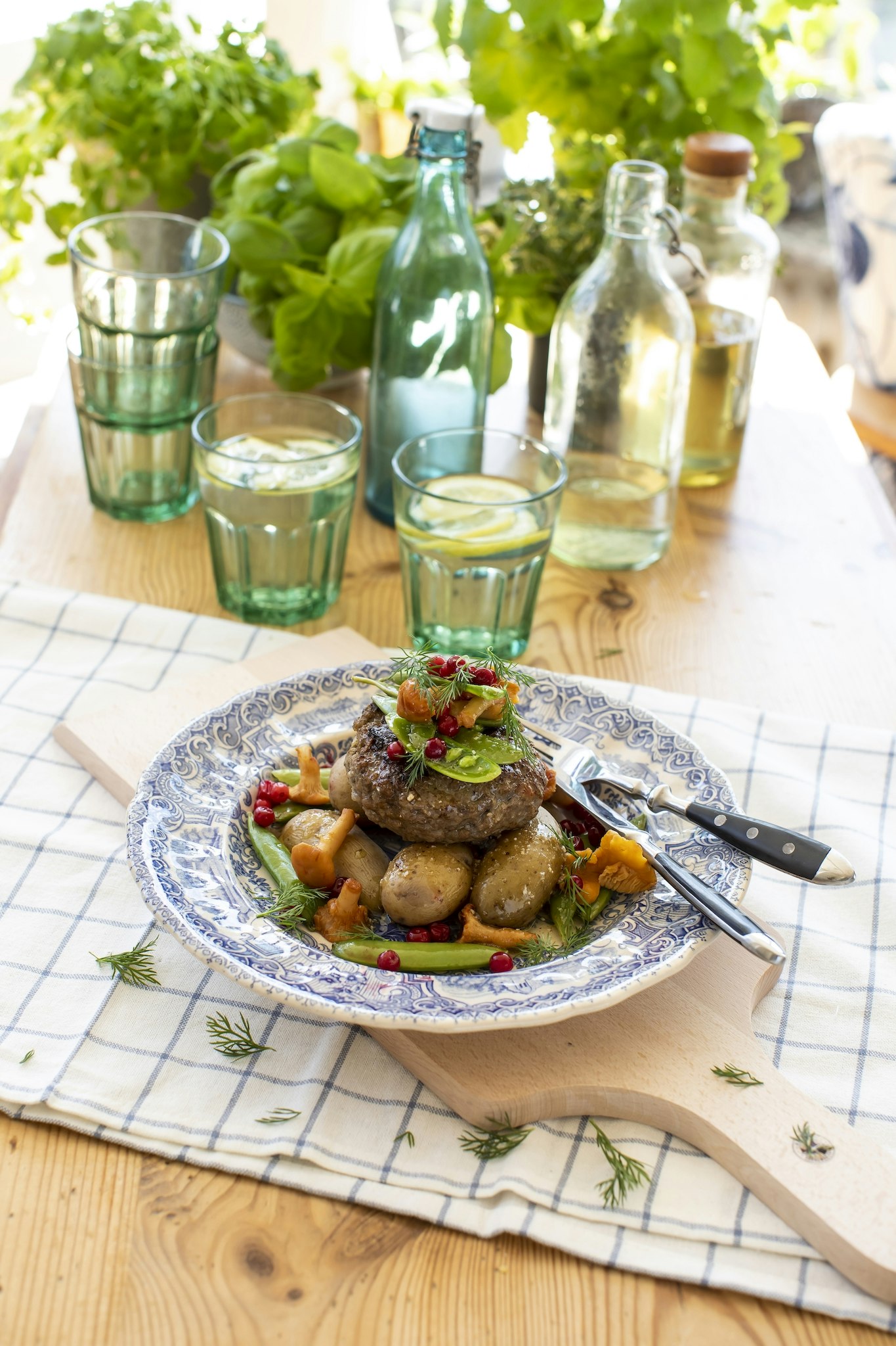 Biffar med kantarell- och färskostfyllning