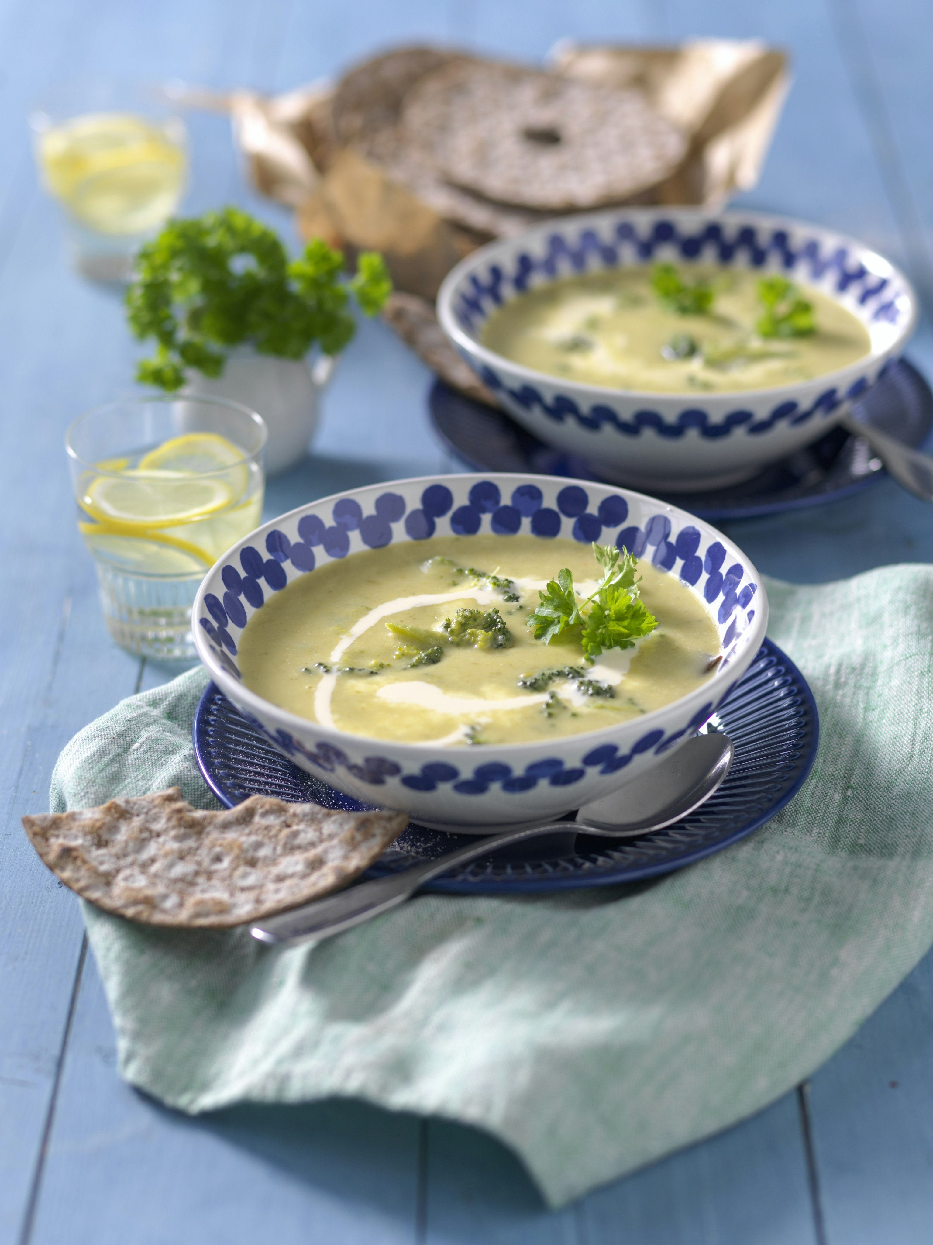 Broccolisoppa med ost