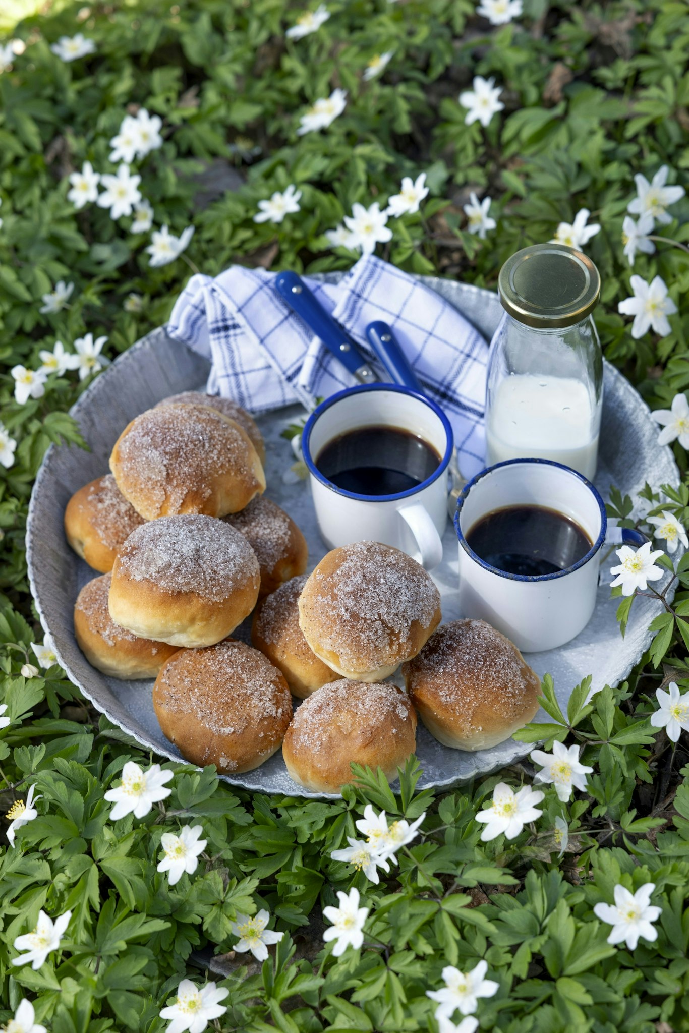 Bullar fyllda med Nutella och banan
