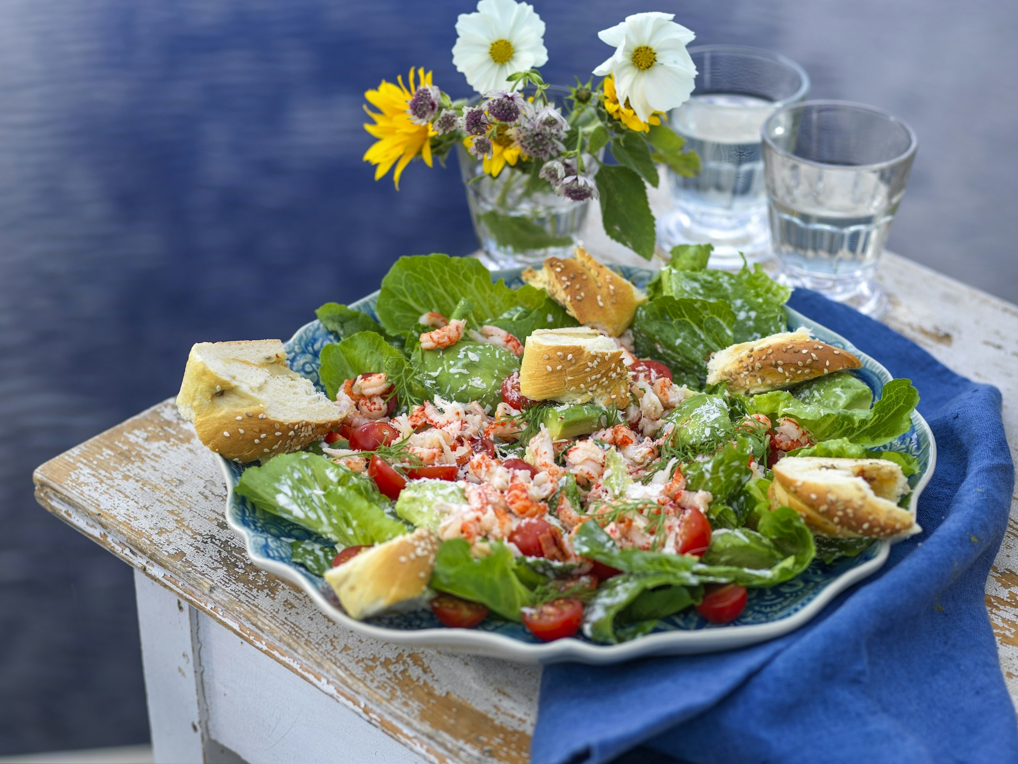 Caesarsallad med kräftstjärtar