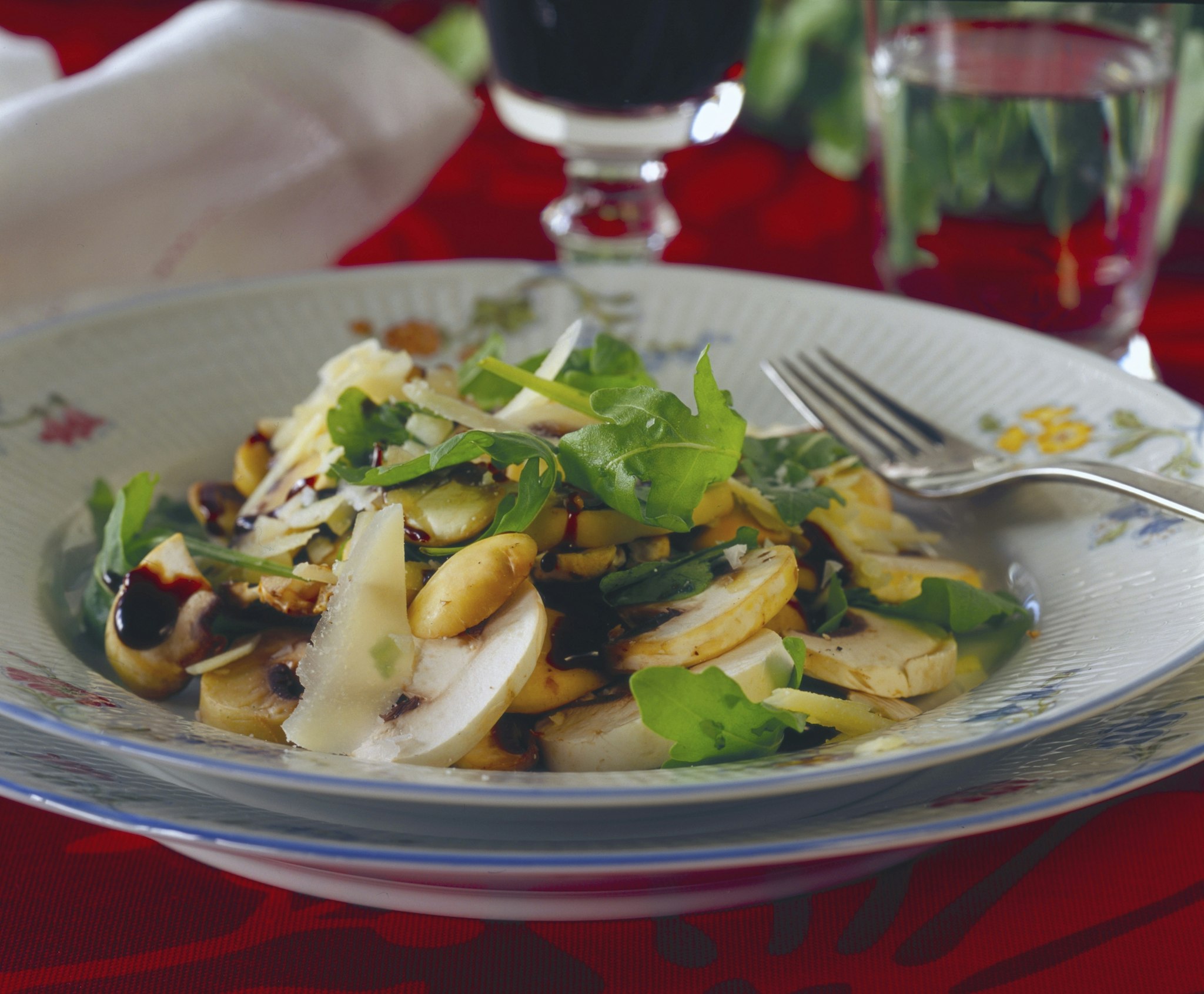 Krämig potatisterrin med parmesanost