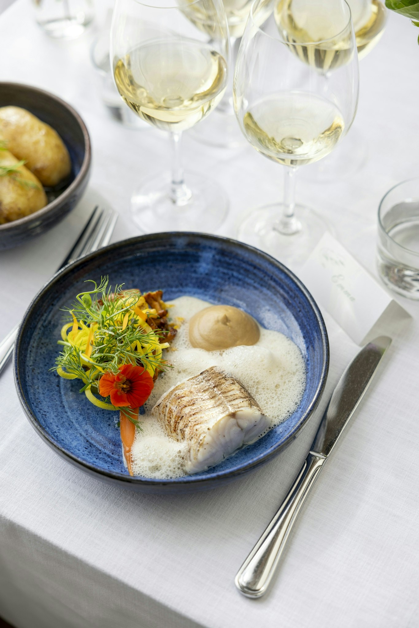 Drösad kummel med musselbuljong och blomkålspuré