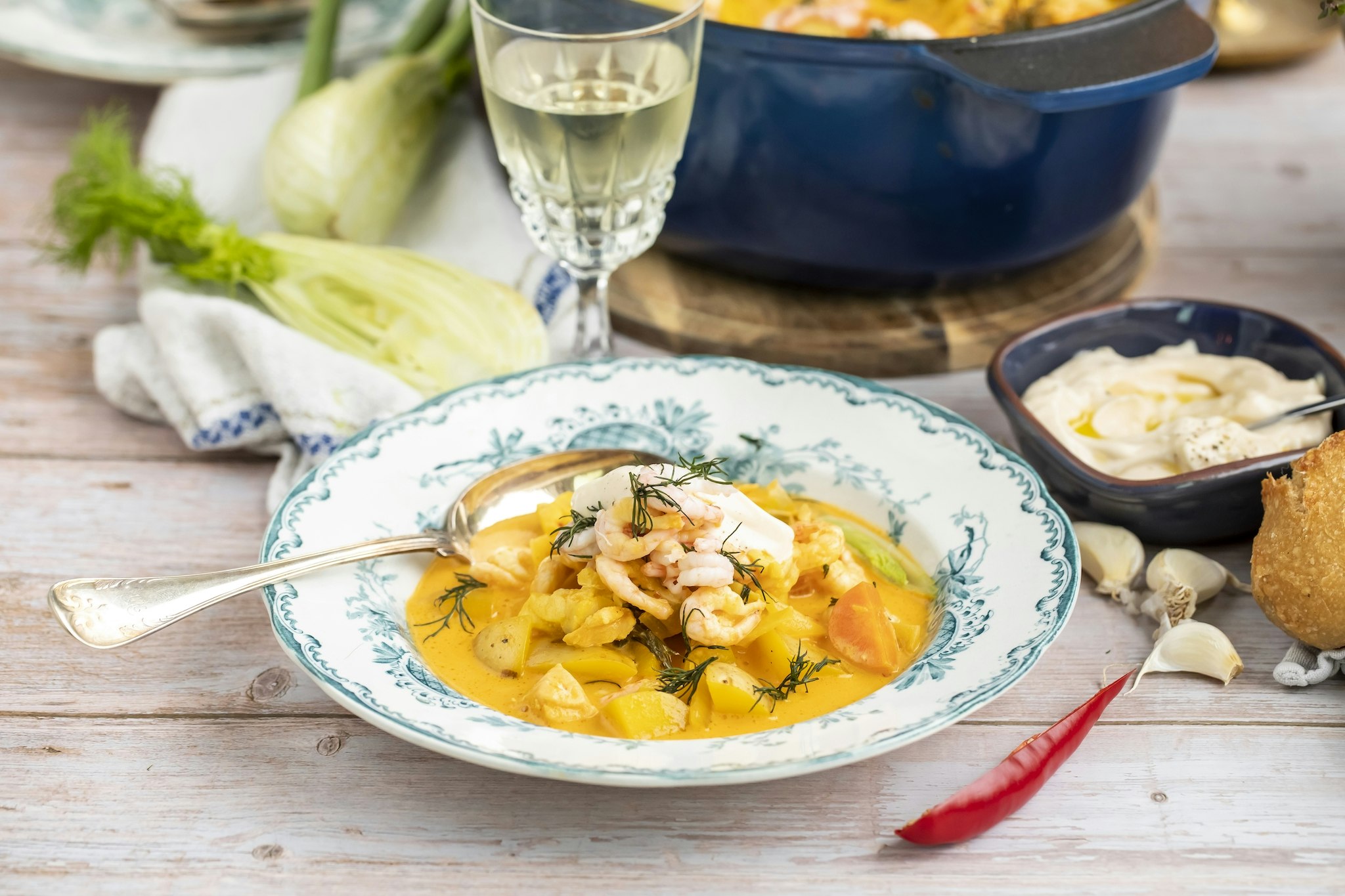 Fiskgryta med saffran och sambal oelek