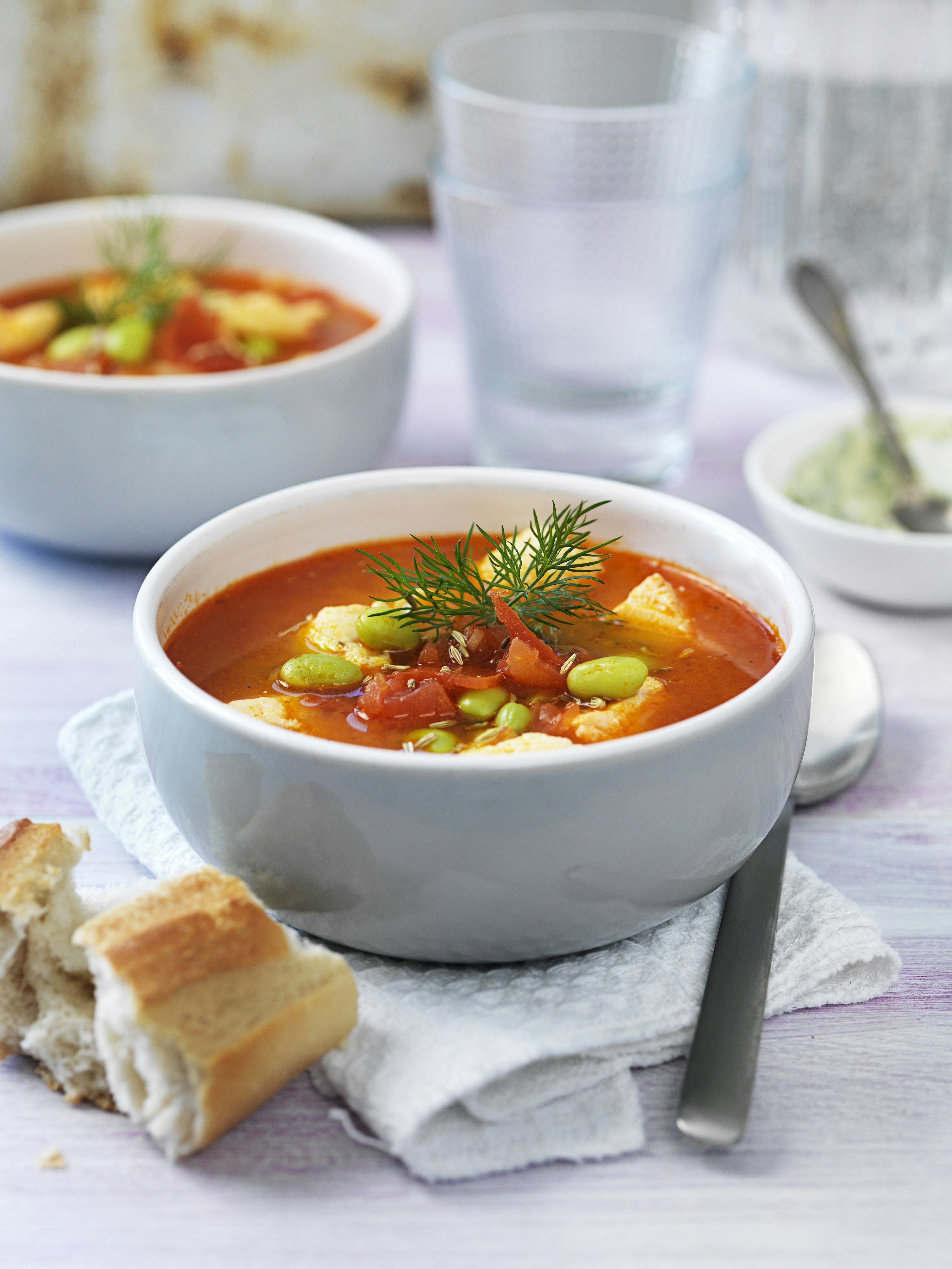 Fisksoppa med vitlökskräm