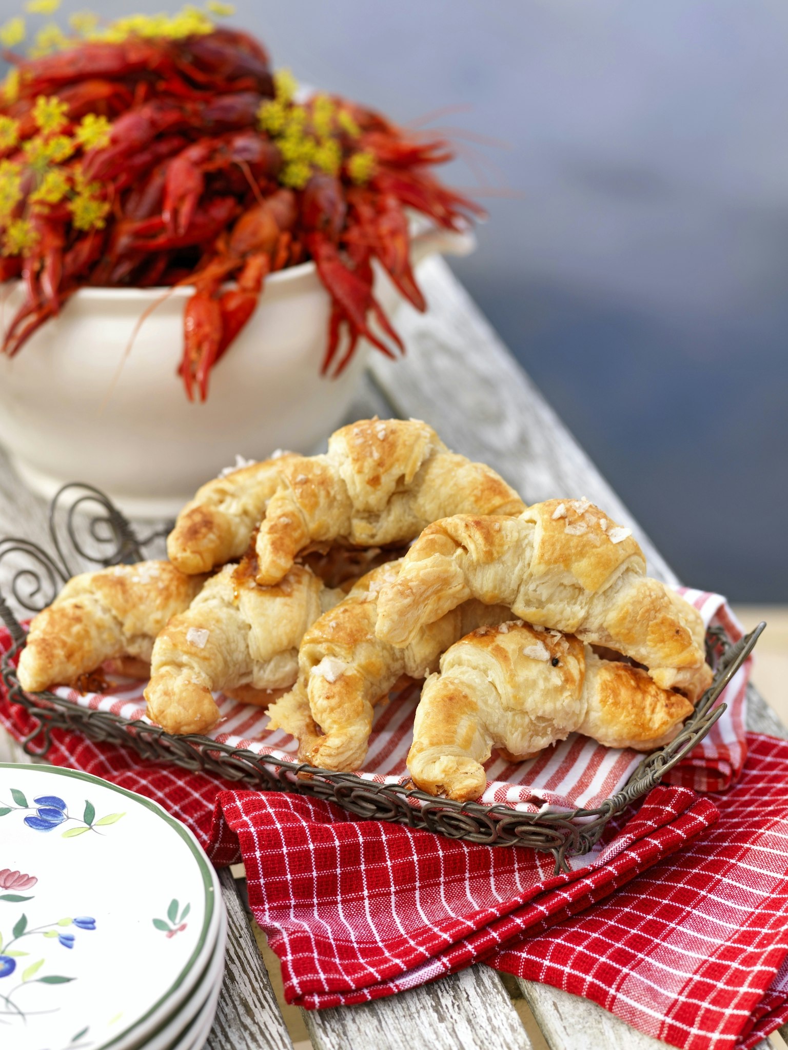 Frasiga gifflar med ostfyllning