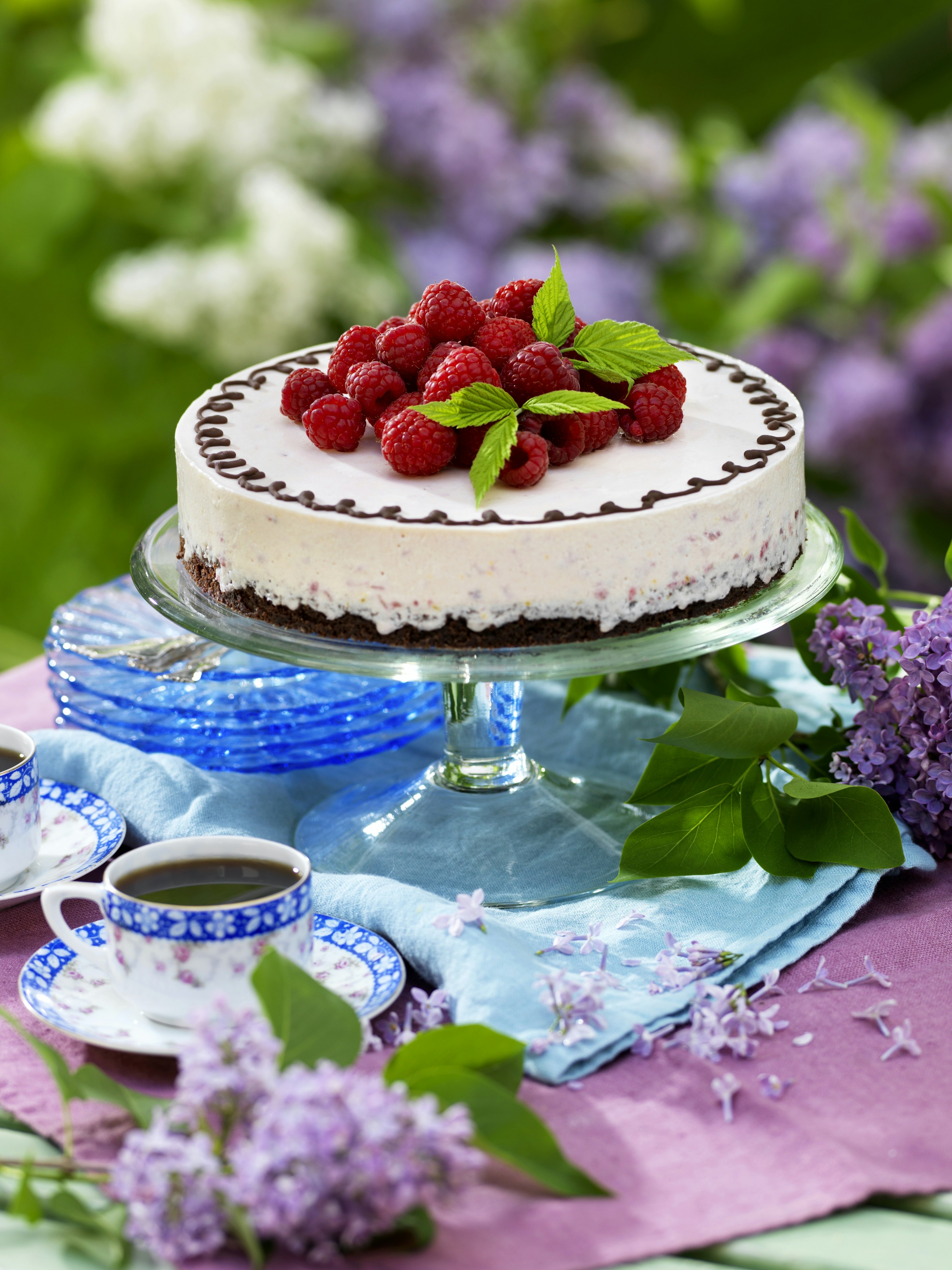 Fryst halloncheesecake