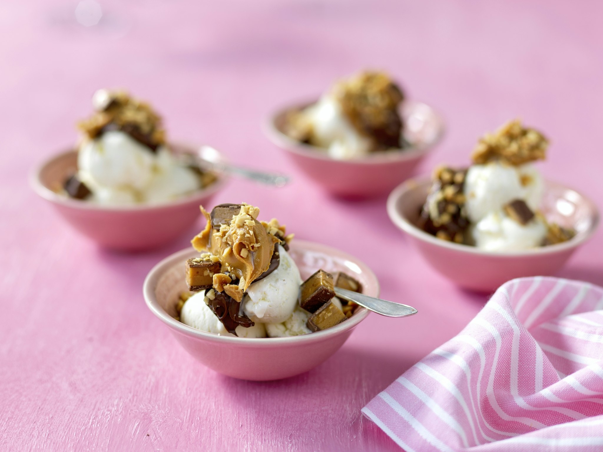 Glass med snickers och nutella