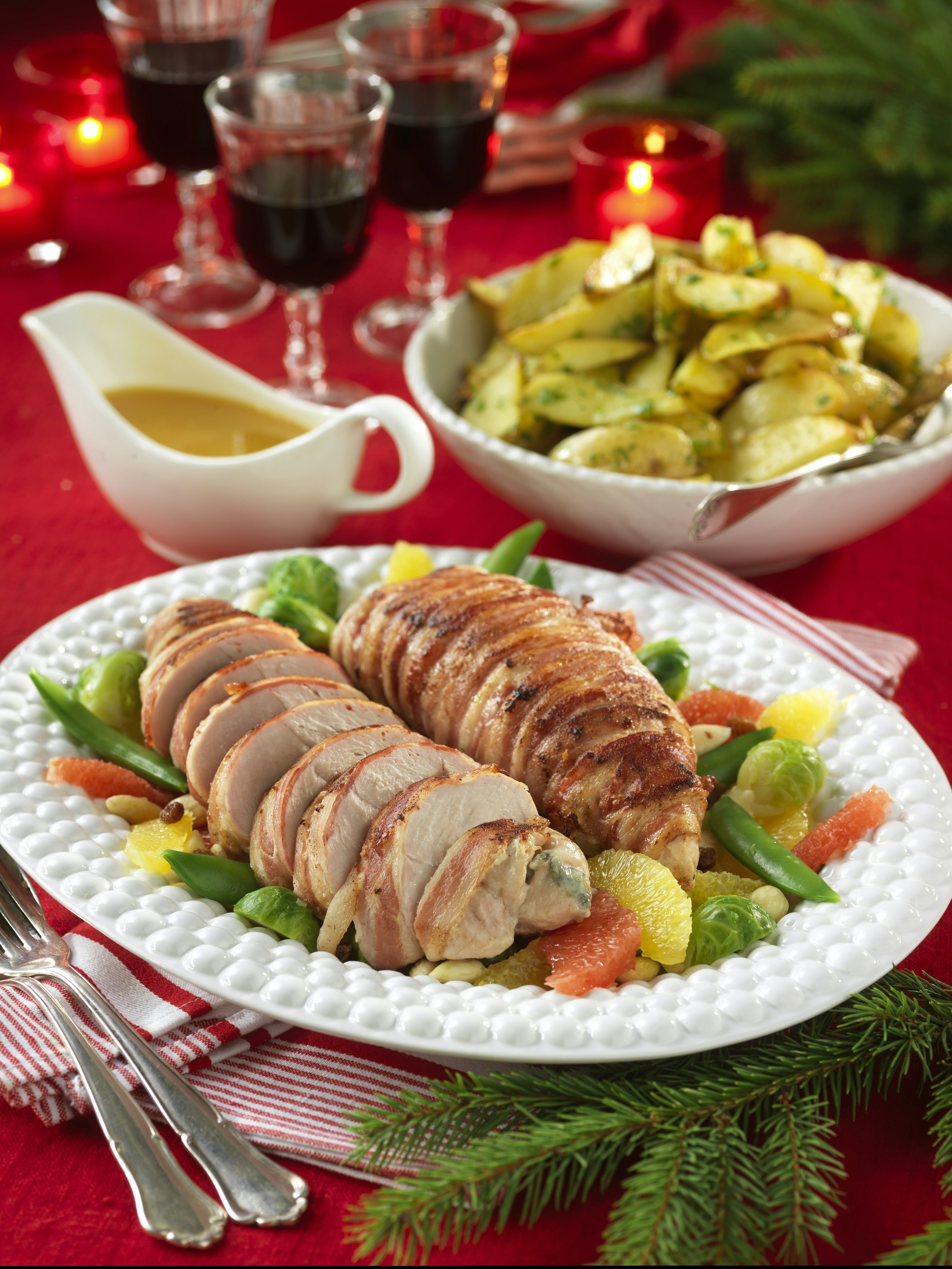 Gorgonzolafylld kalkon med apelsinsås