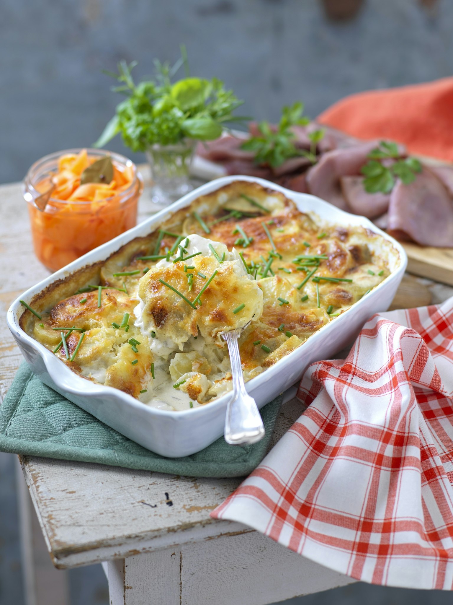 Gräddig potatisgratäng