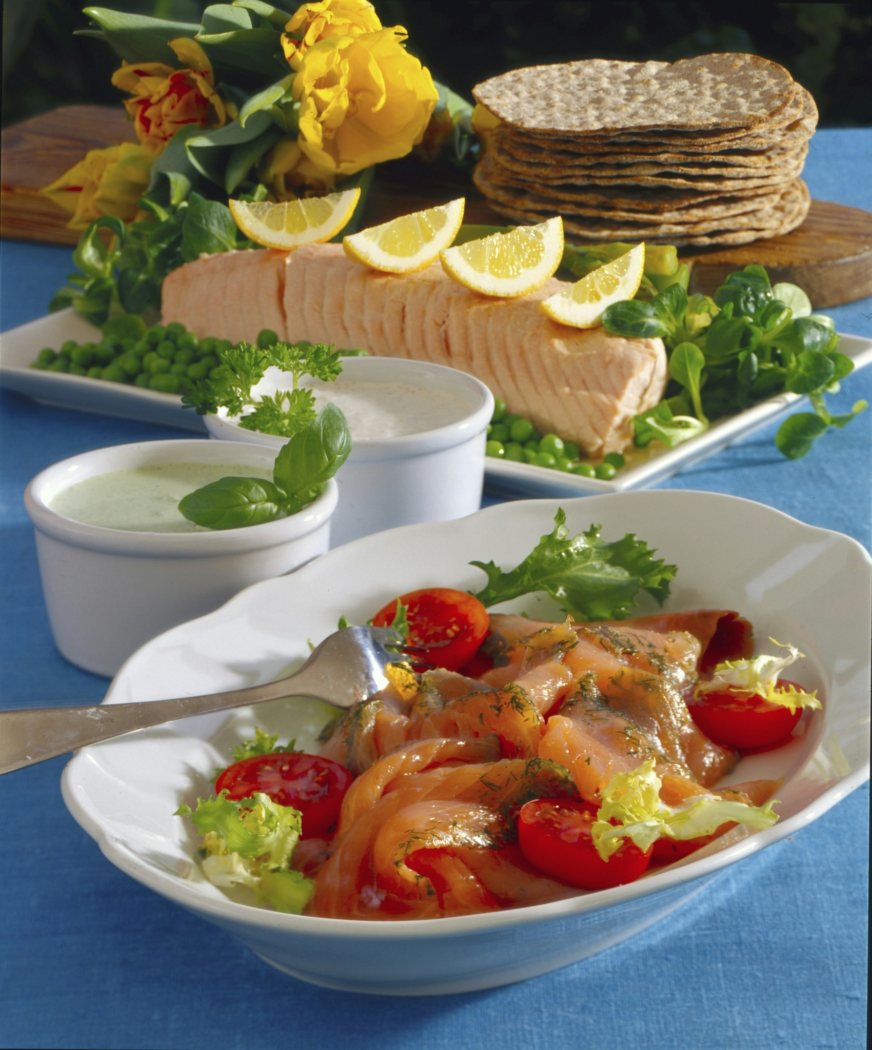 Gravad lax och hovmästarsås