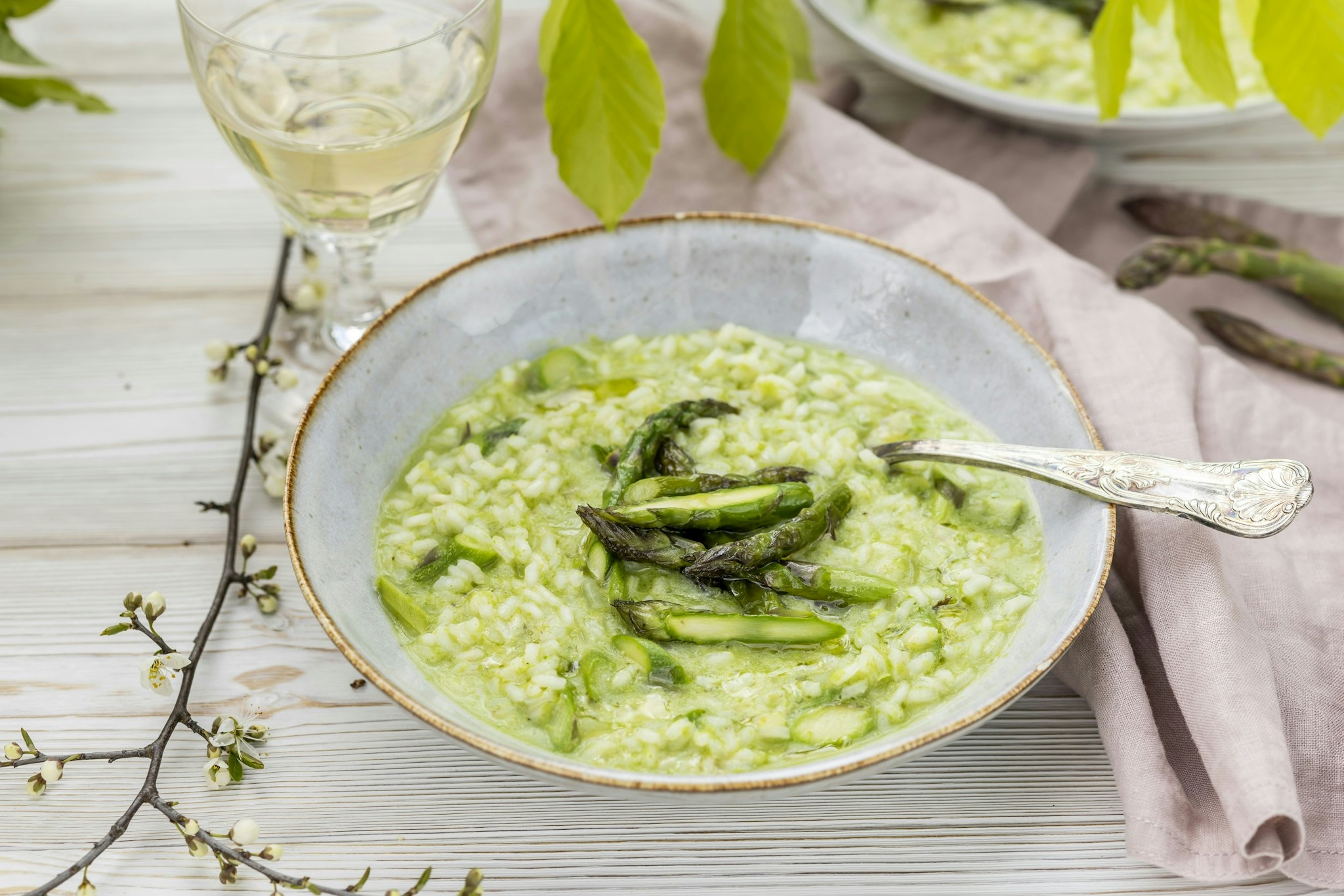 Grönärtsrisotto med grön sparris