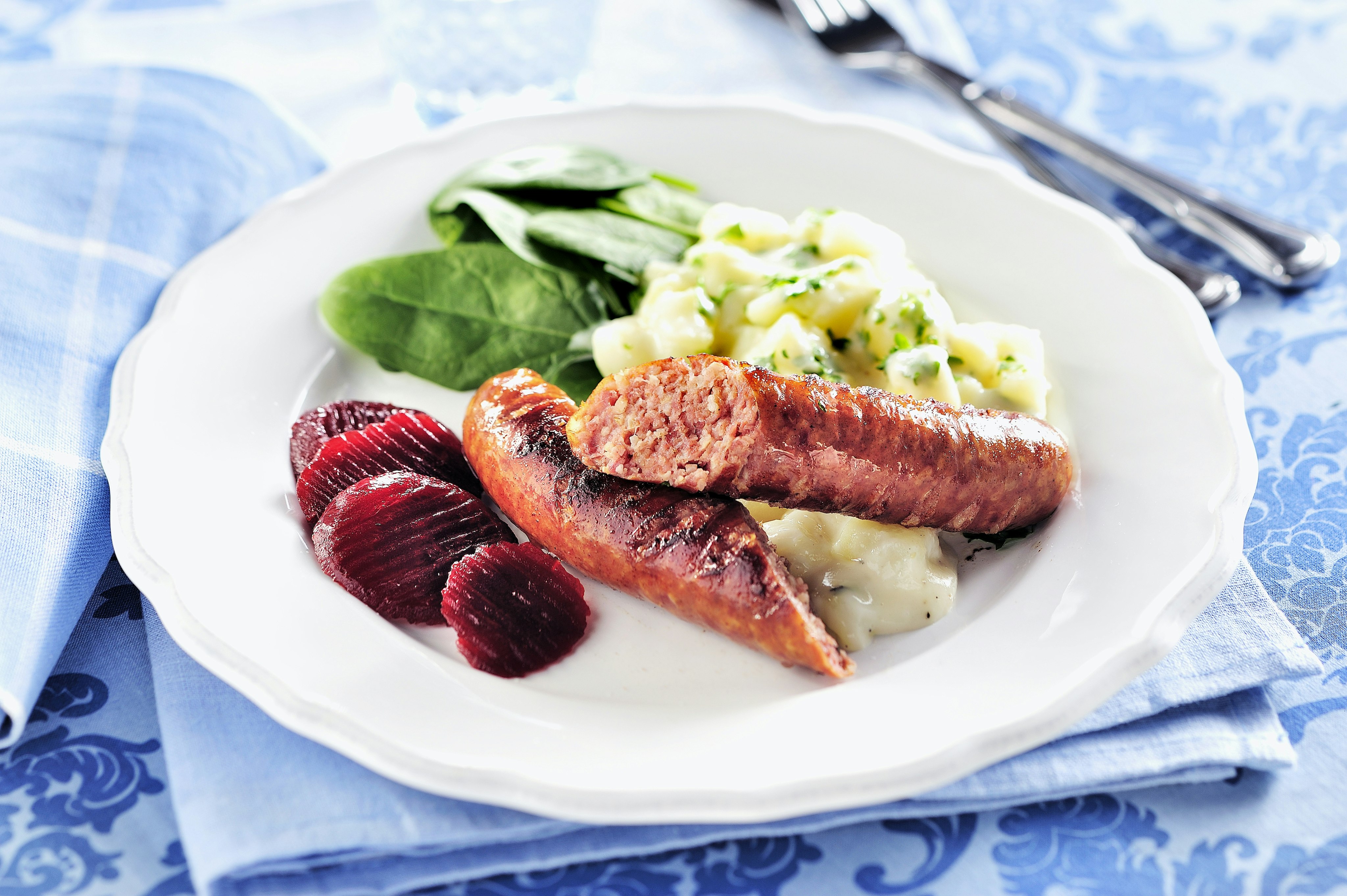 Isterband med stuvad potatis