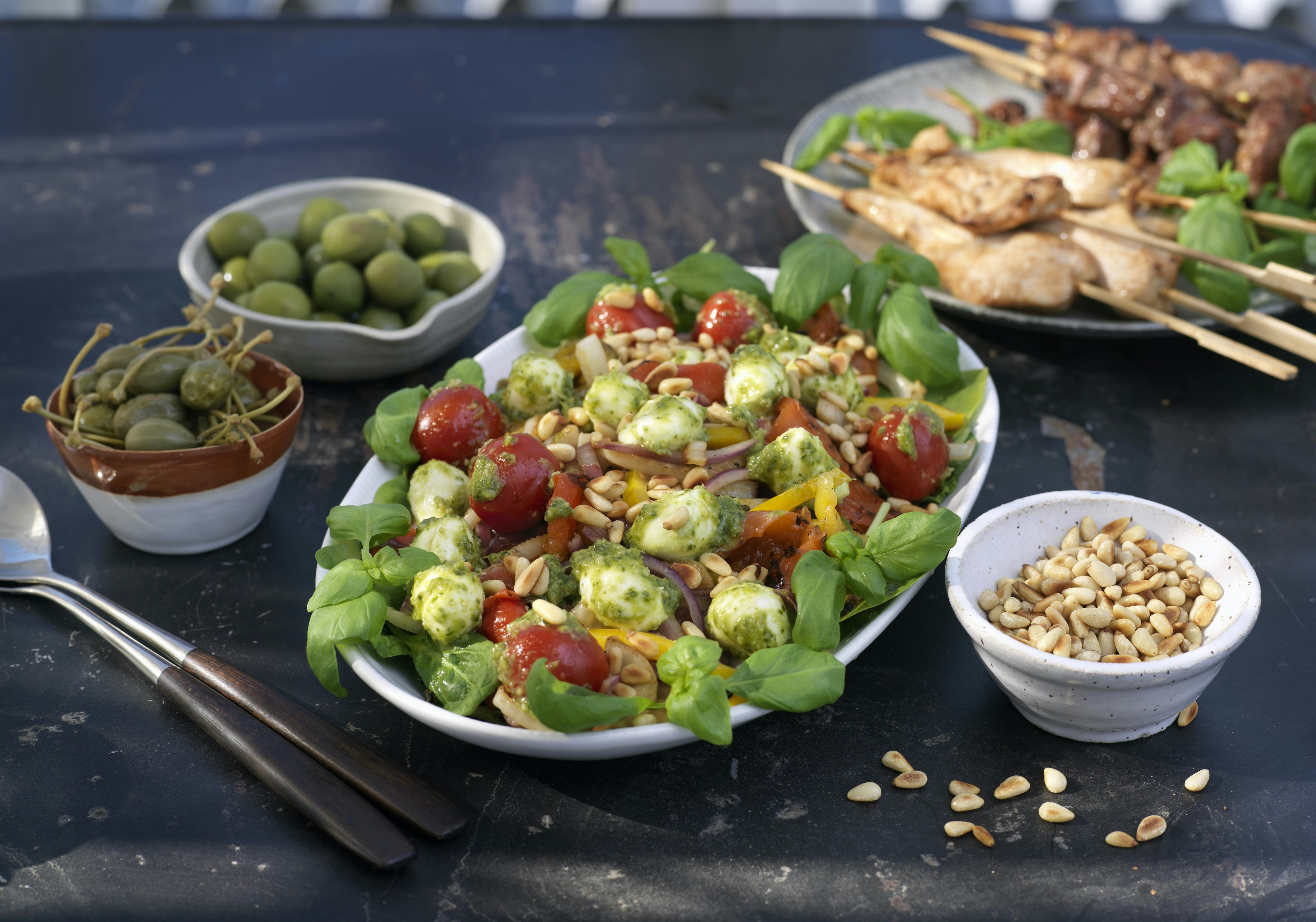 Sallad med nektariner och mozzarella