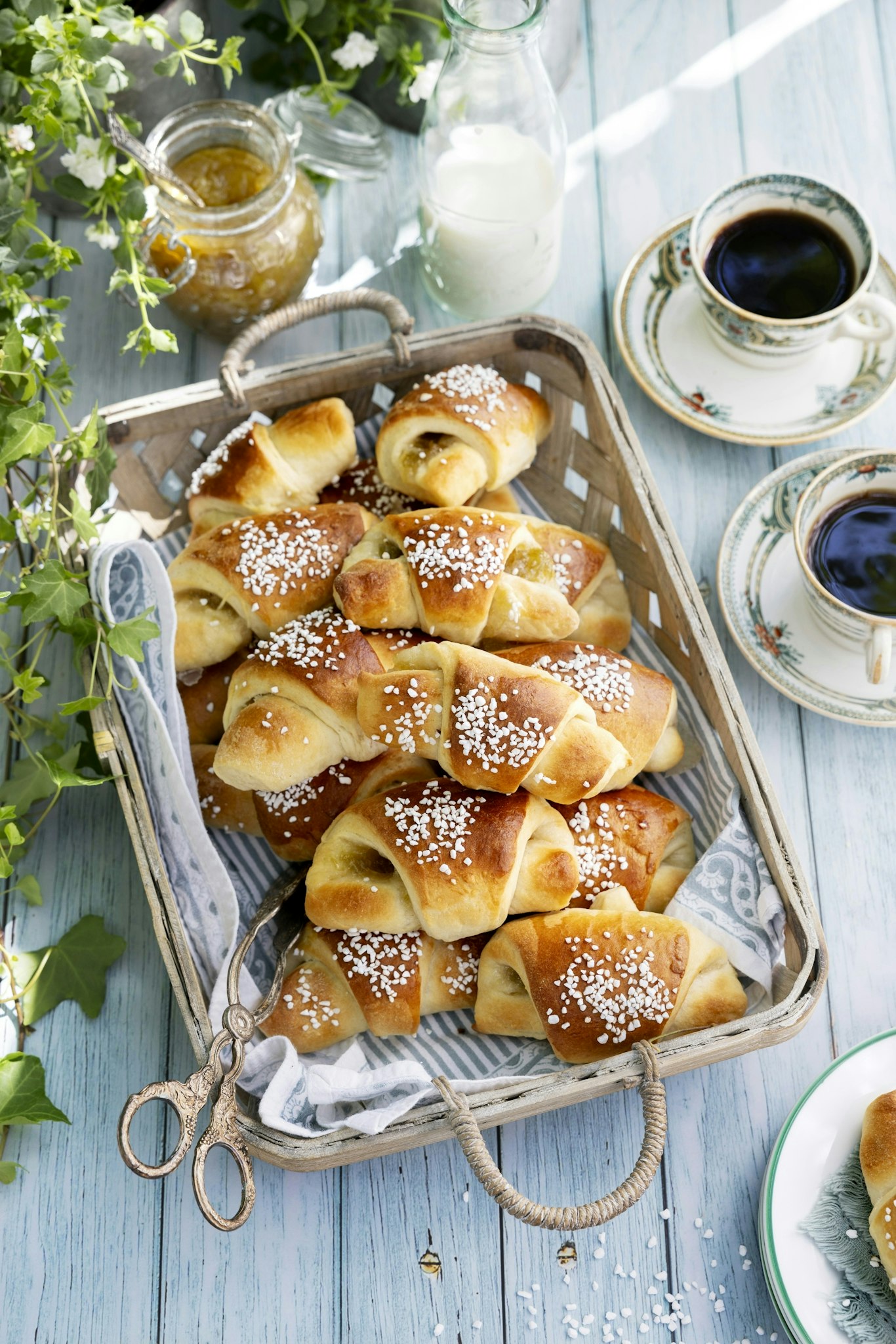 Karlsbadergifflar fyllda med rabarbersylt