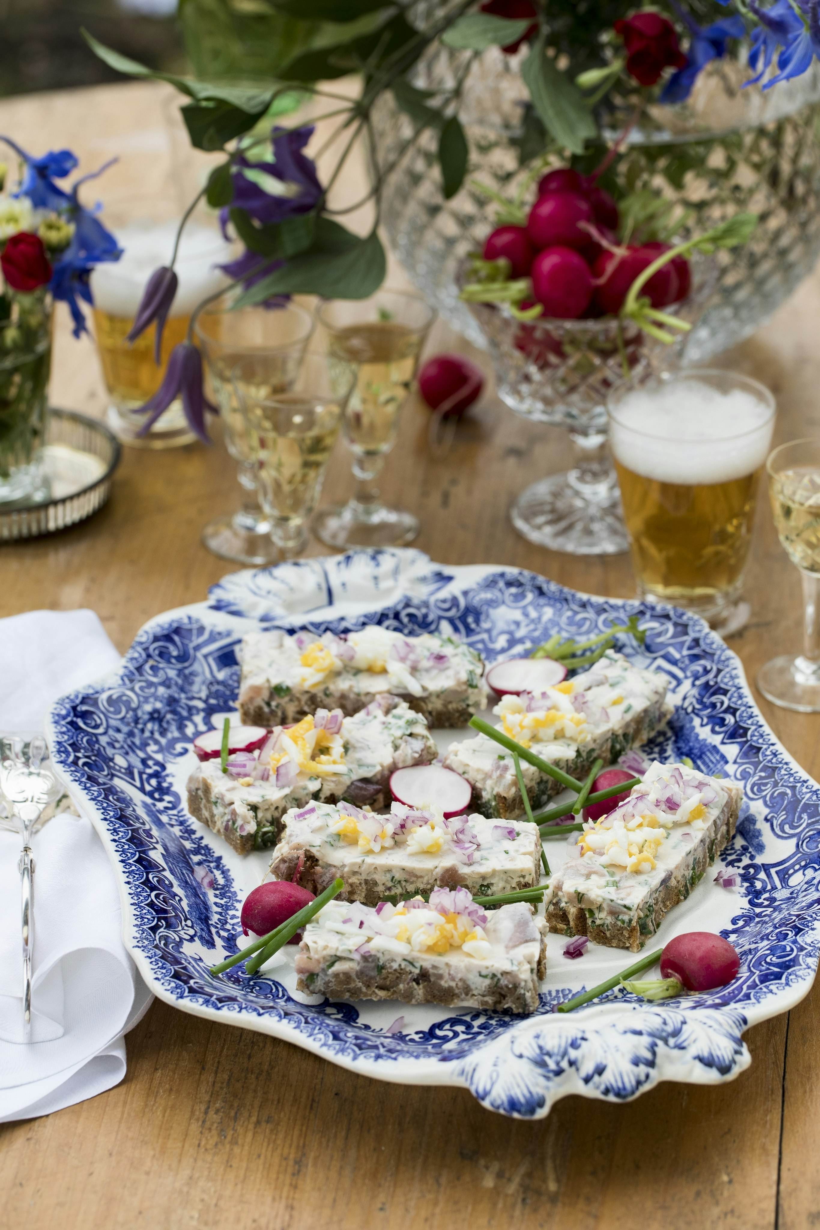 Klassisk silltårta med matjessill