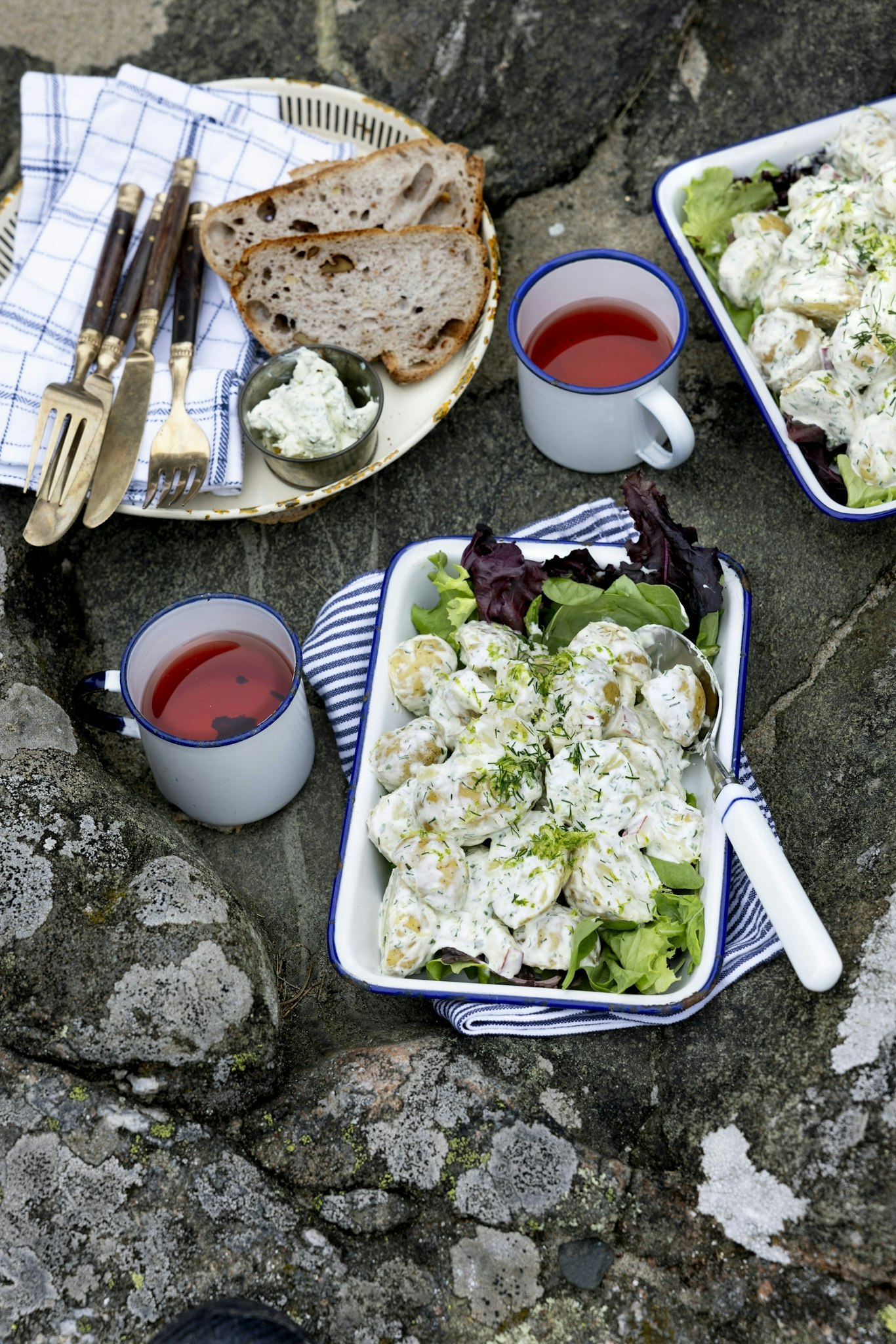 Krämig potatissallad med pepparrot och lime