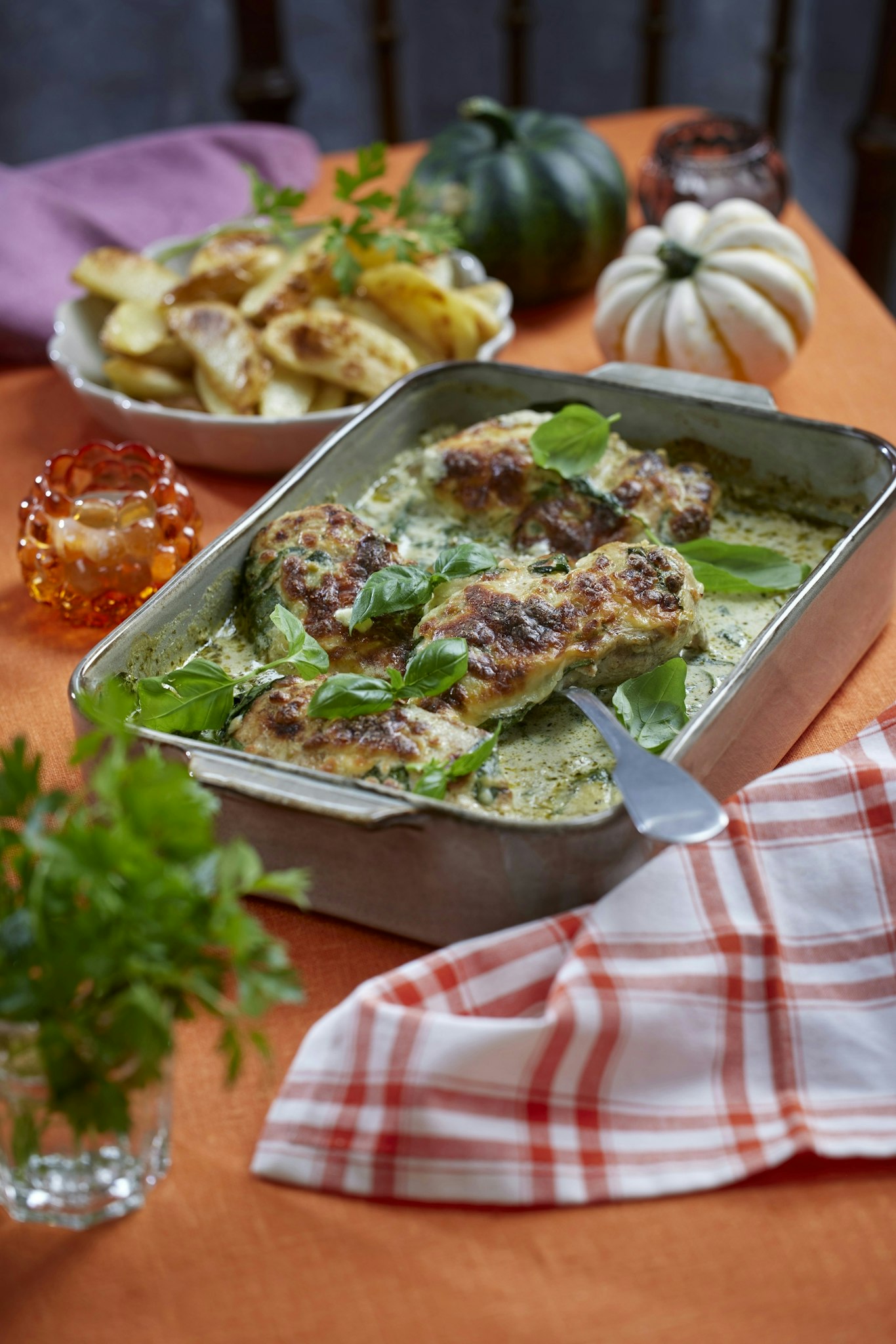 Kycklingfilé i ugn med pesto