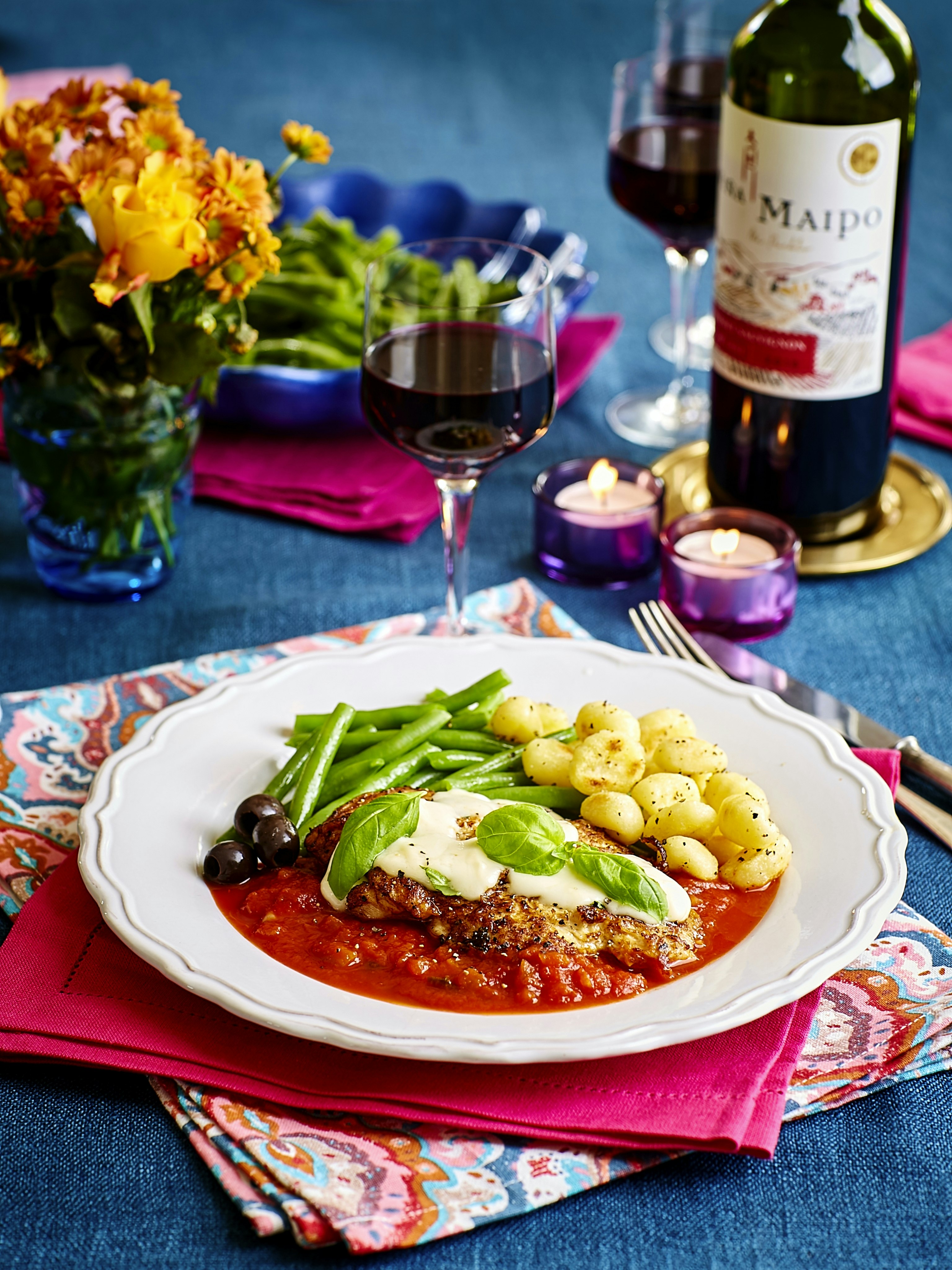 Kycklingschnitzel med mozzarella och tomatsås