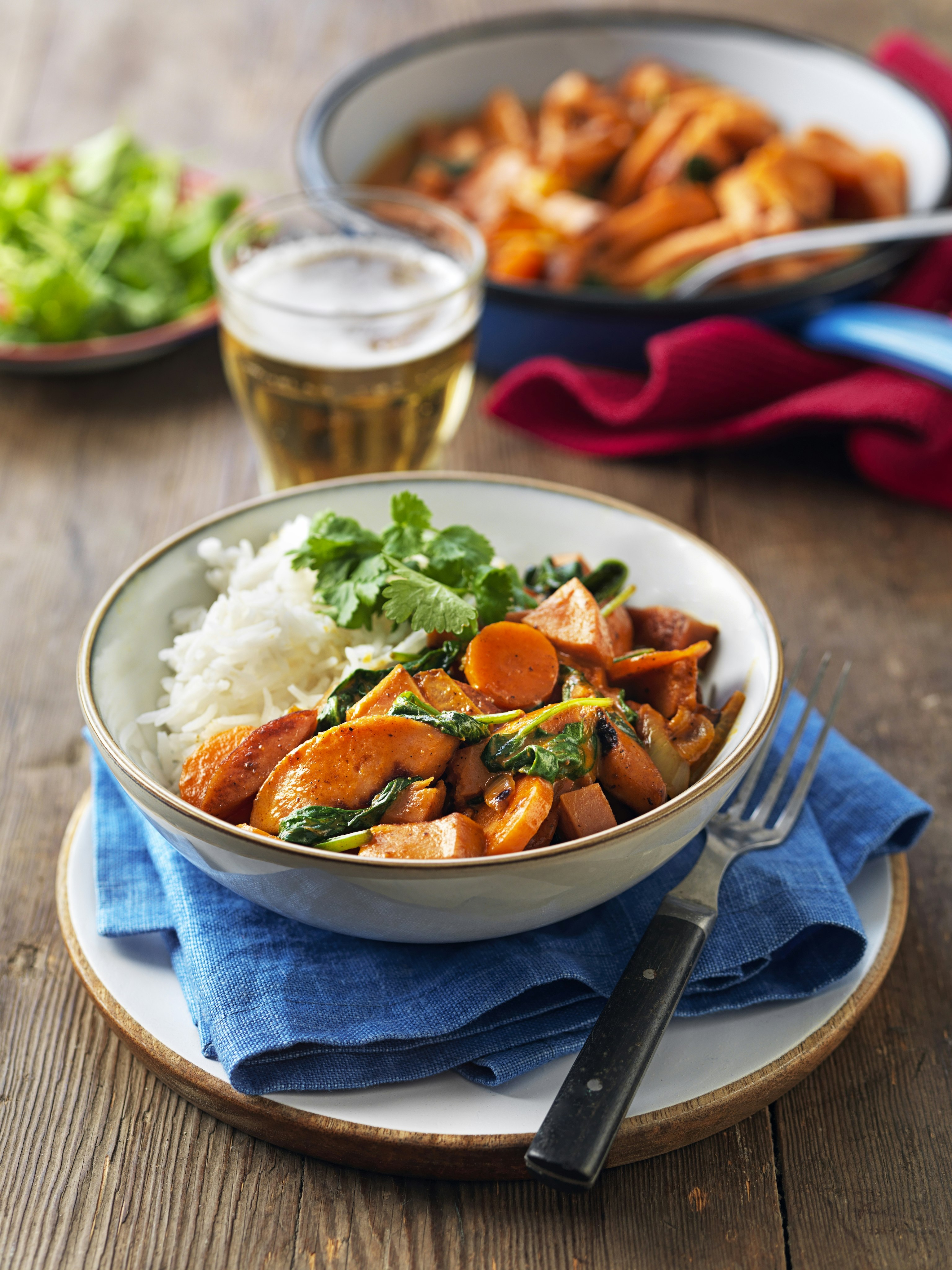 Falukorvsgryta med gul curry