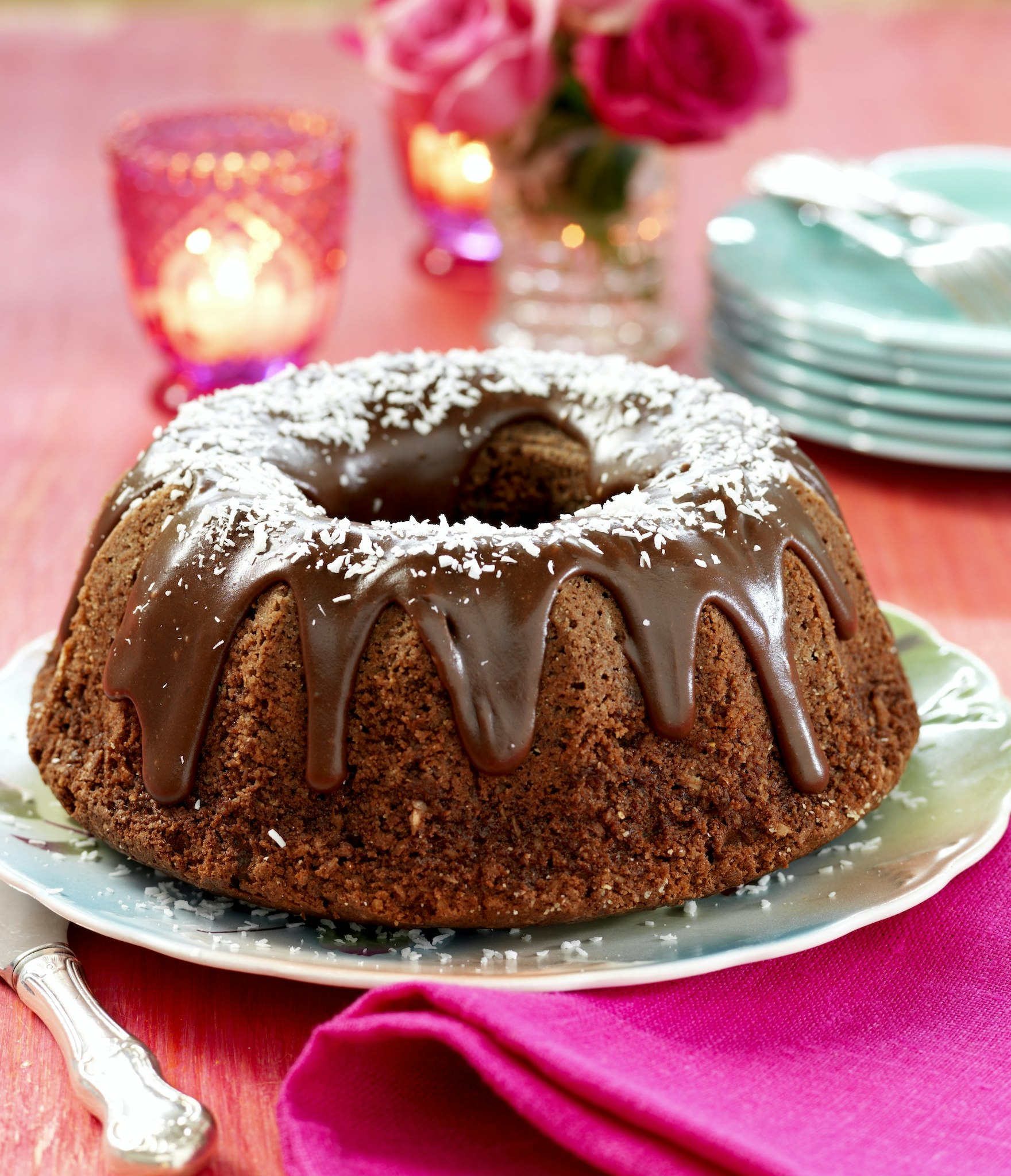 Mjuk chokladkaka med kokos och glasyr