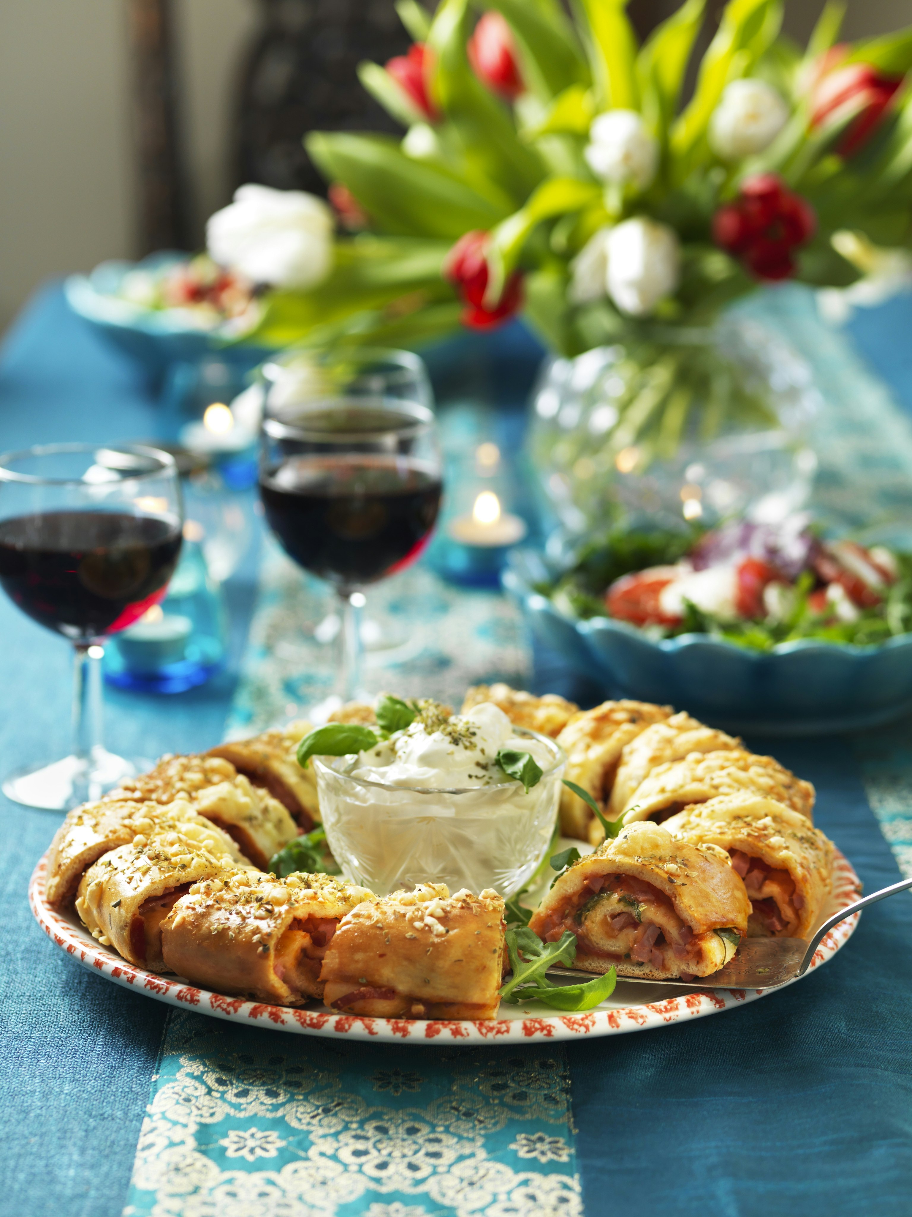 Ostgratinerad pizzarulle