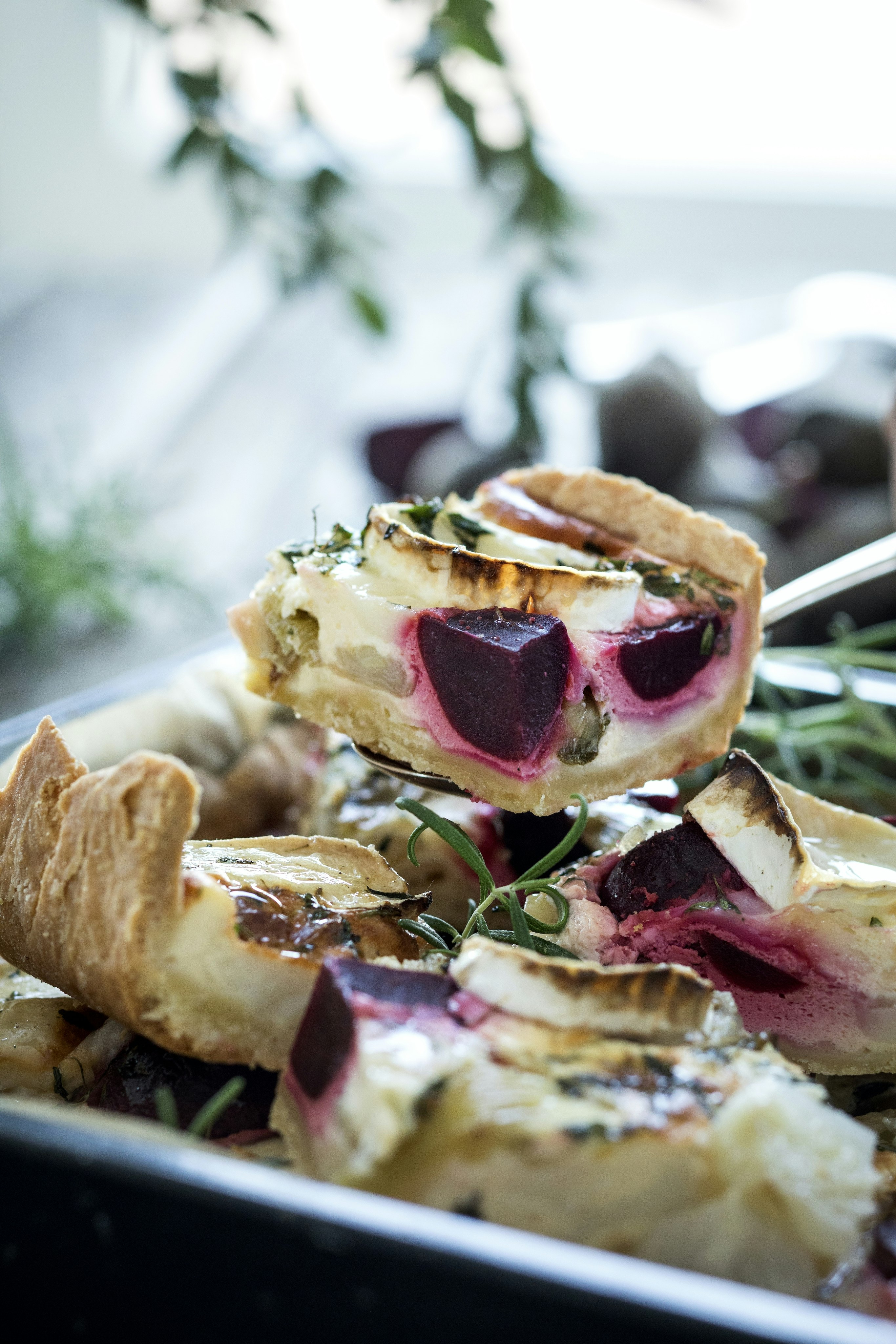 Paj med rödbetor och getost