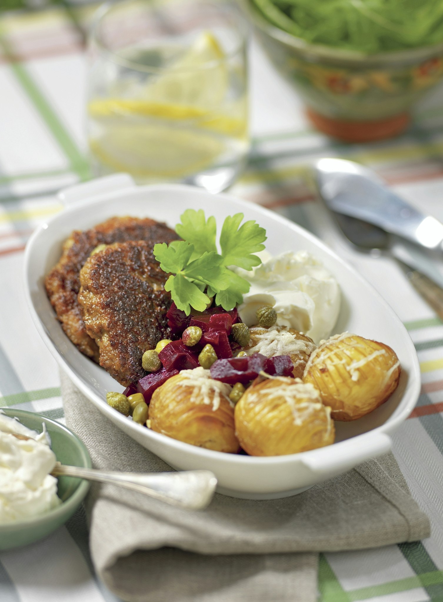 Pannbiff med hasselbackspotatis