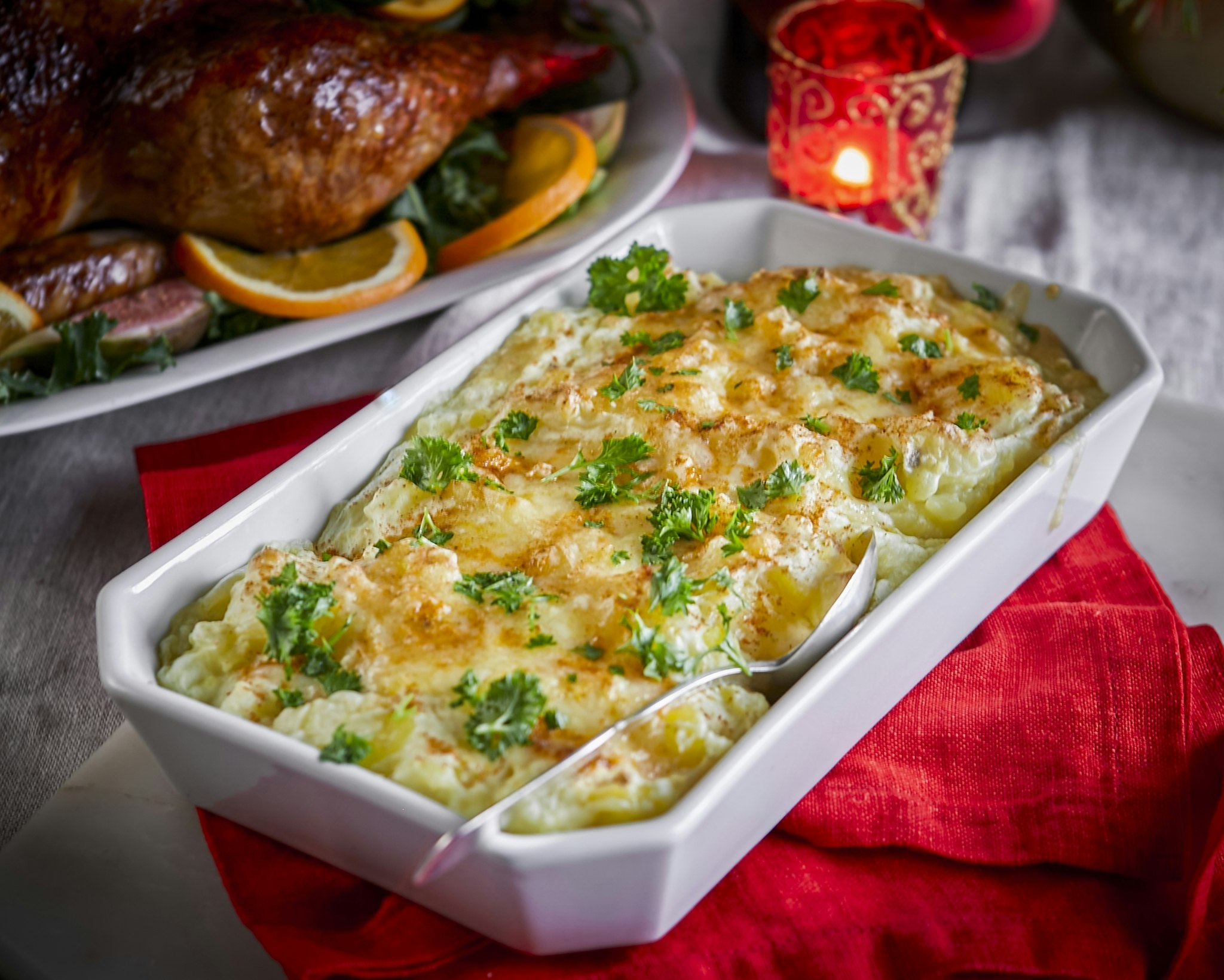 Parmesangratinerat potatismos