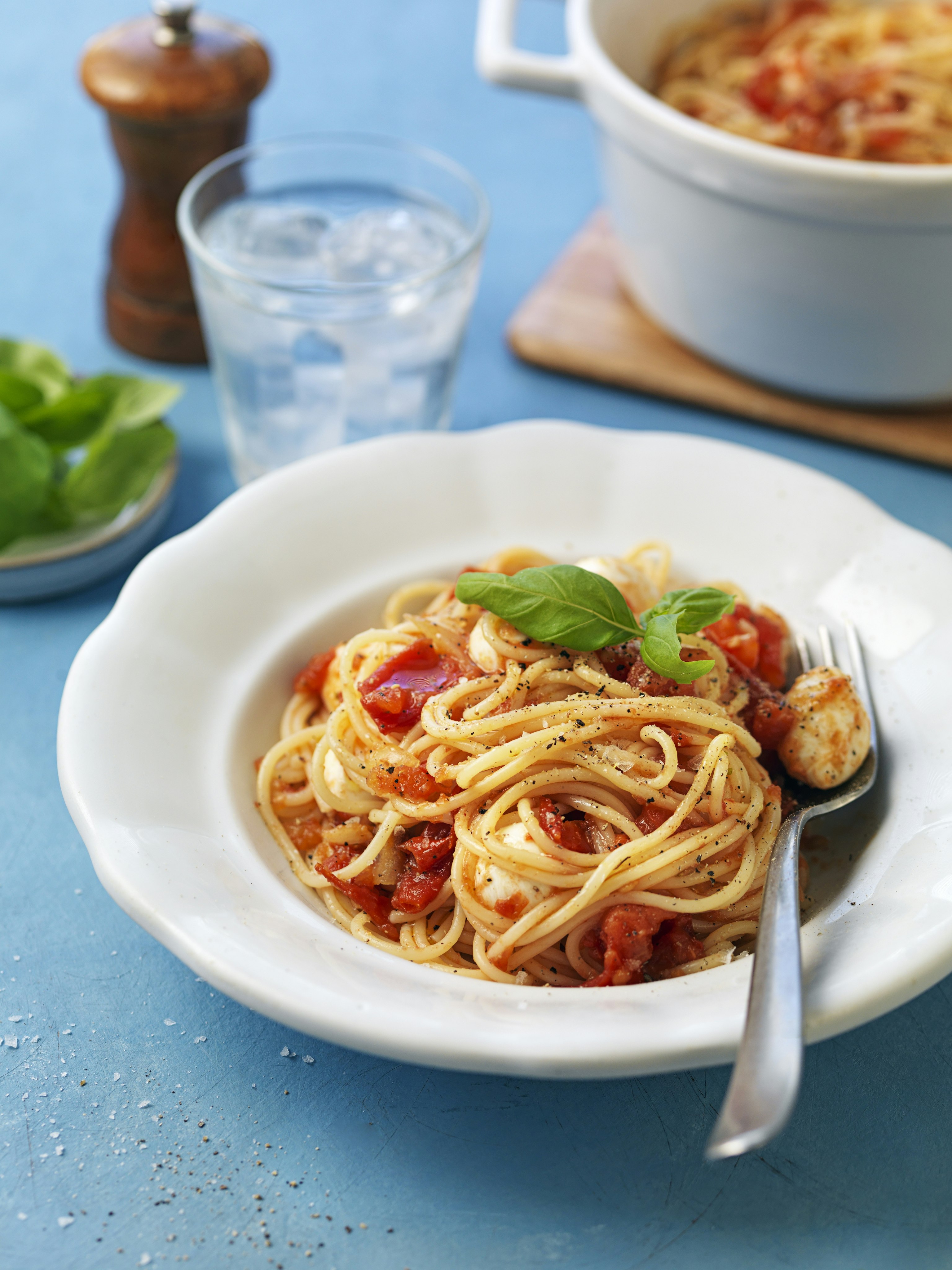 Pasta med rostad tomatsås