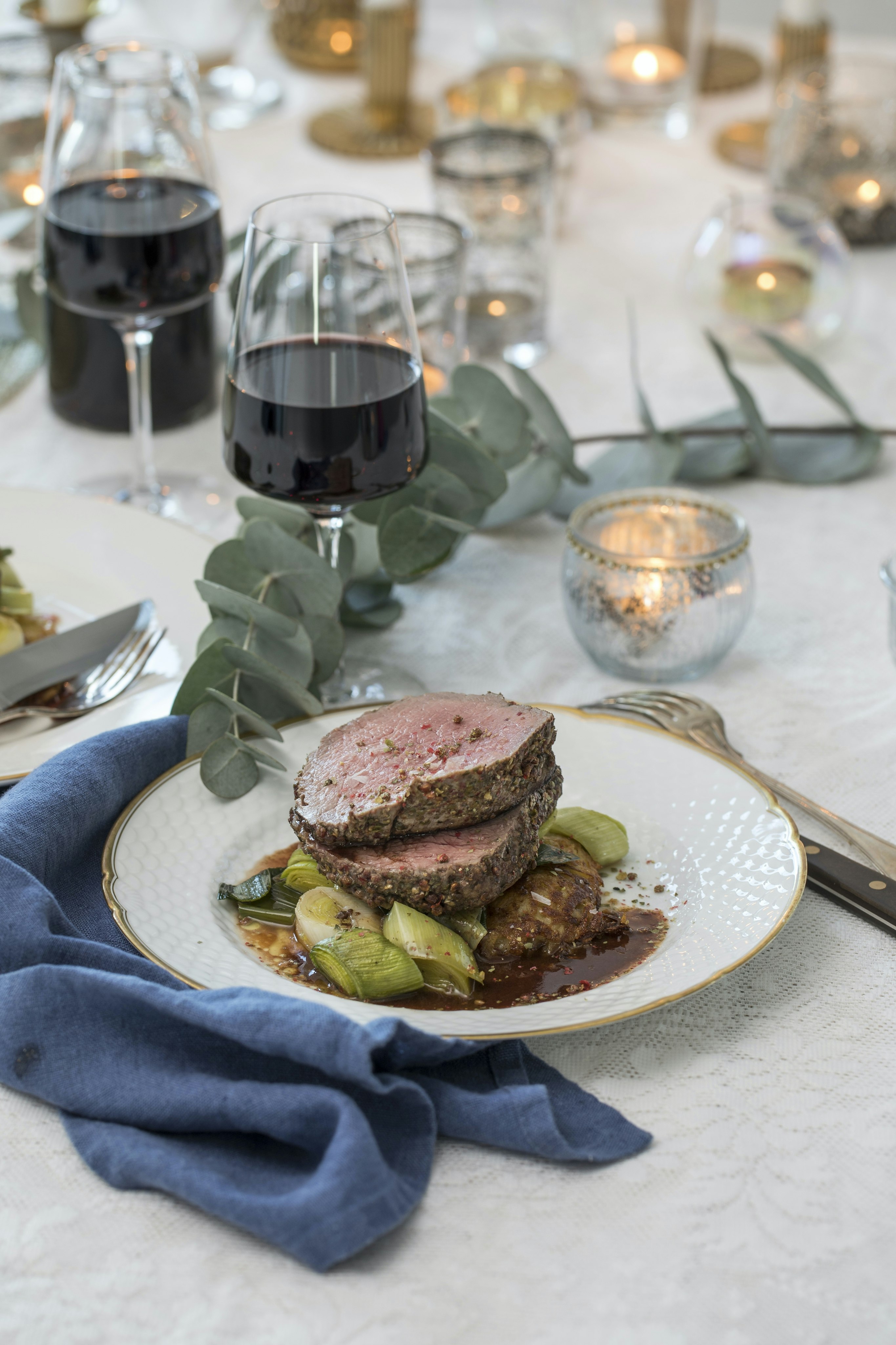 Pepparbiff med oströsti och rödvinssky