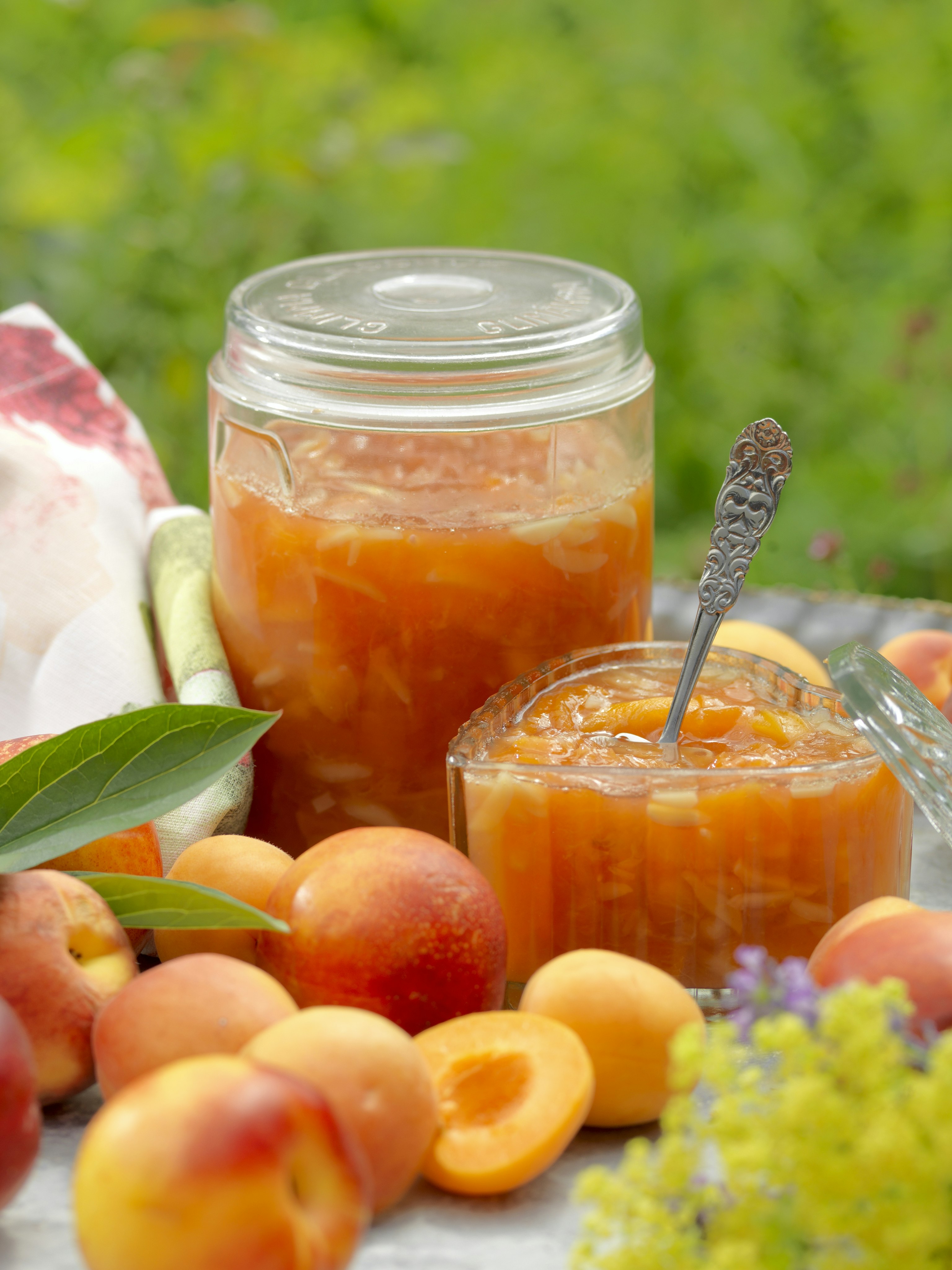 Persiko- och aprikossylt