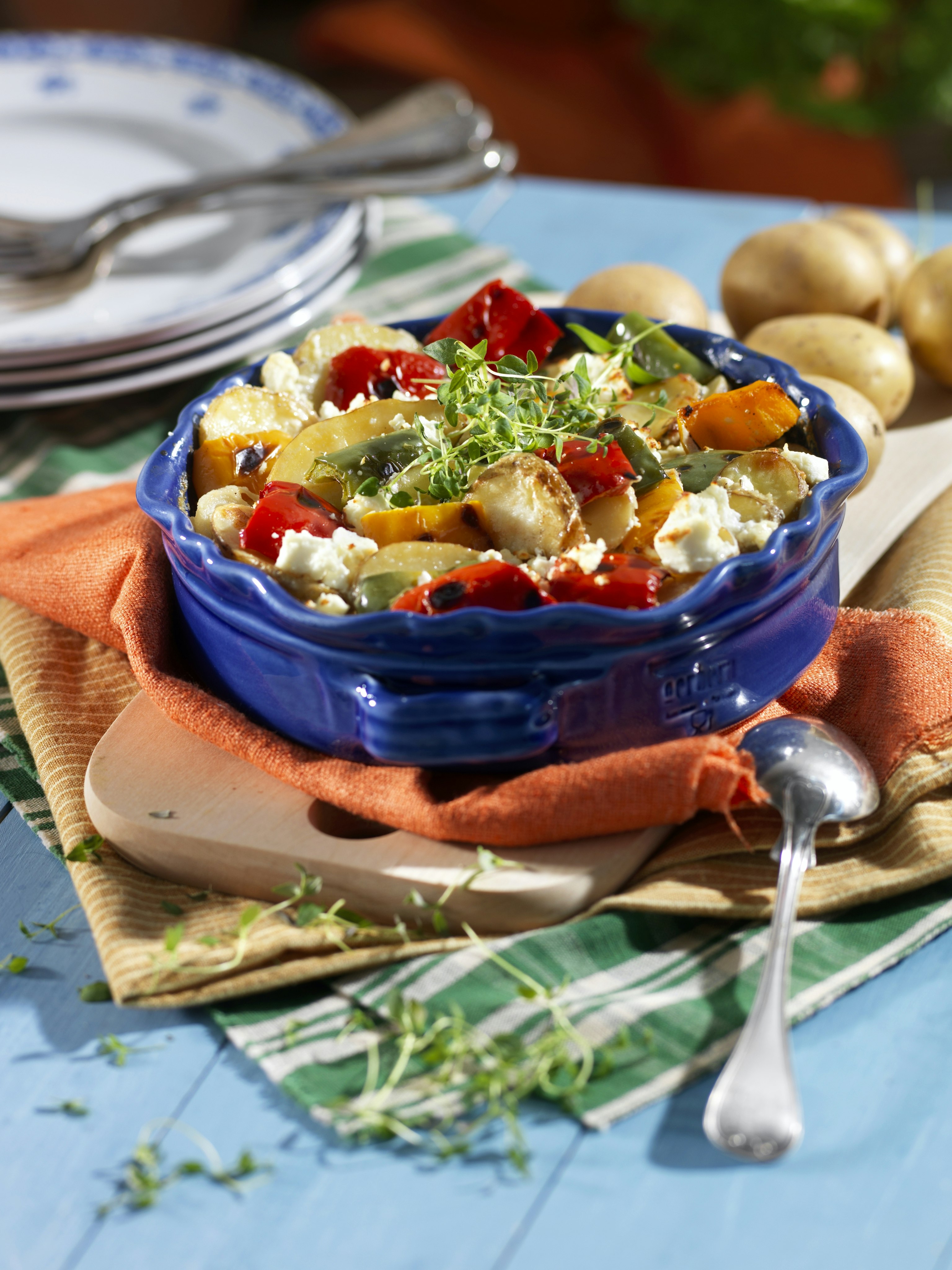 Potatisgratäng med fetaost och paprika