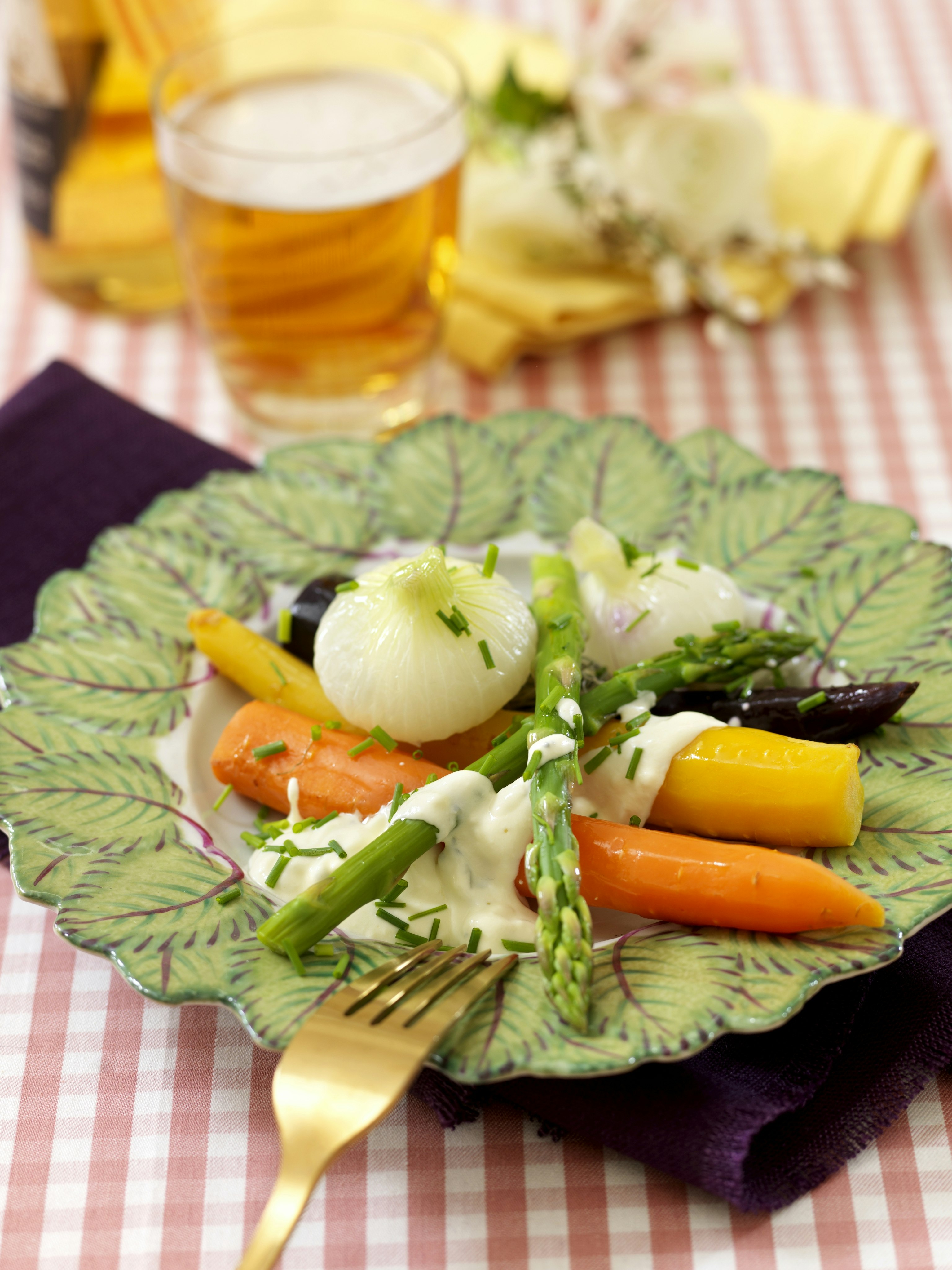 Primörer med ädelostsås