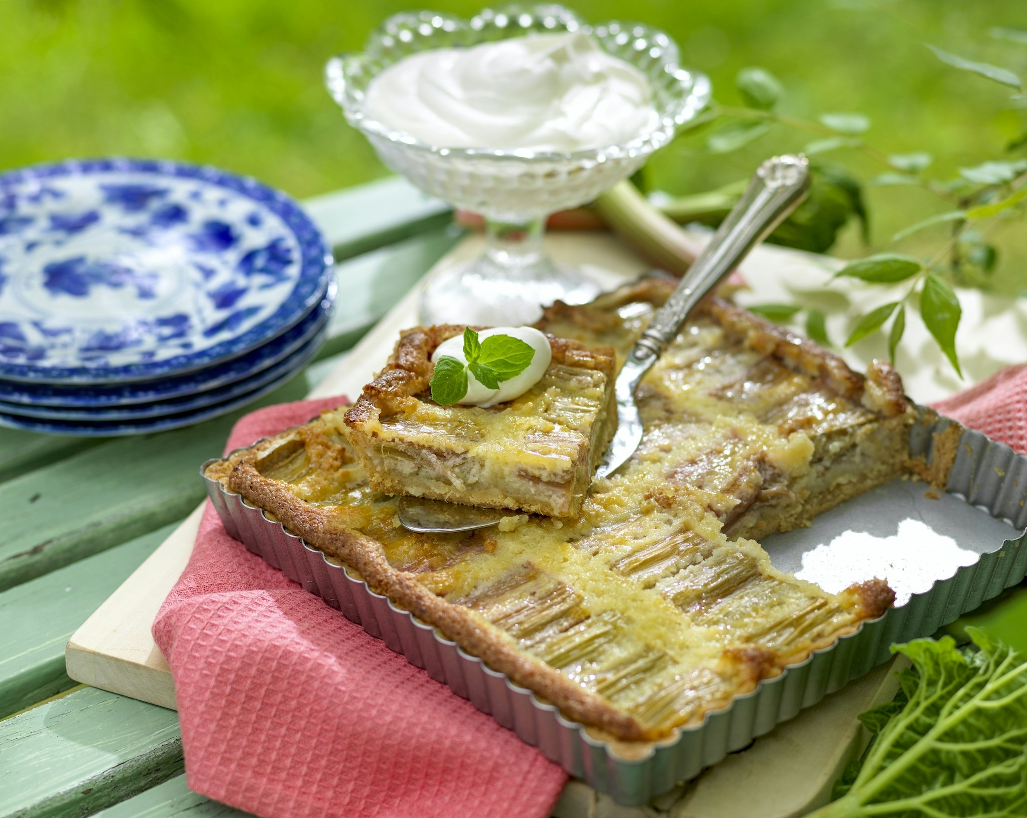 Rabarberpaj med mandelmassa