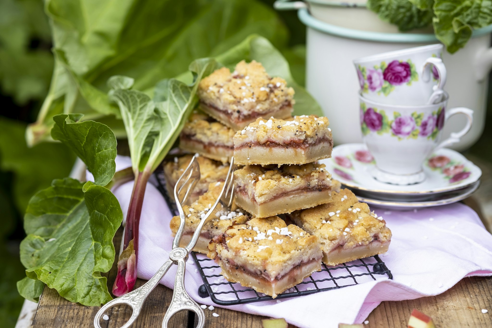 Rabarberkaka med kardemumma