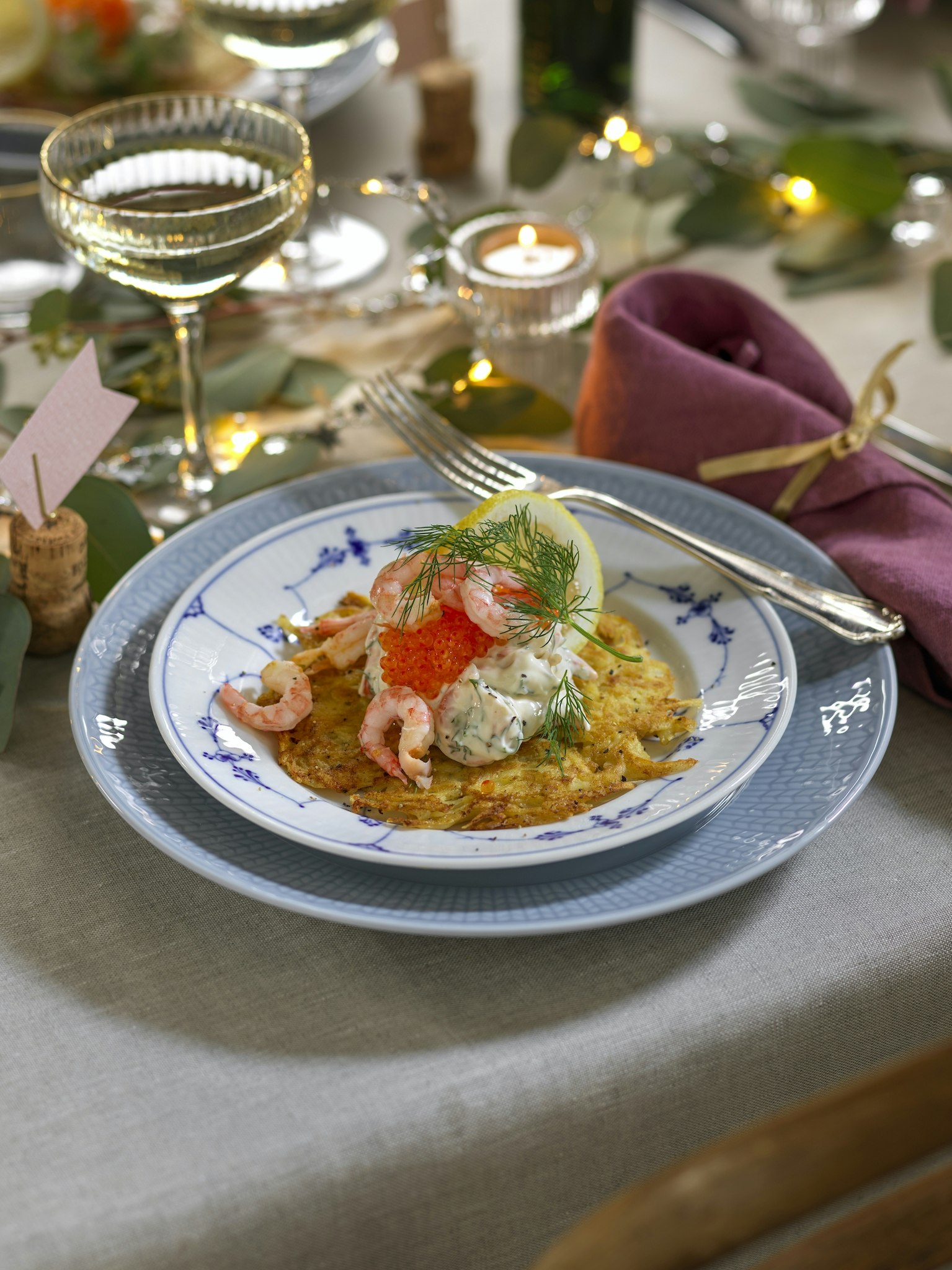 Rårakor med västerbottensost och skagenröra