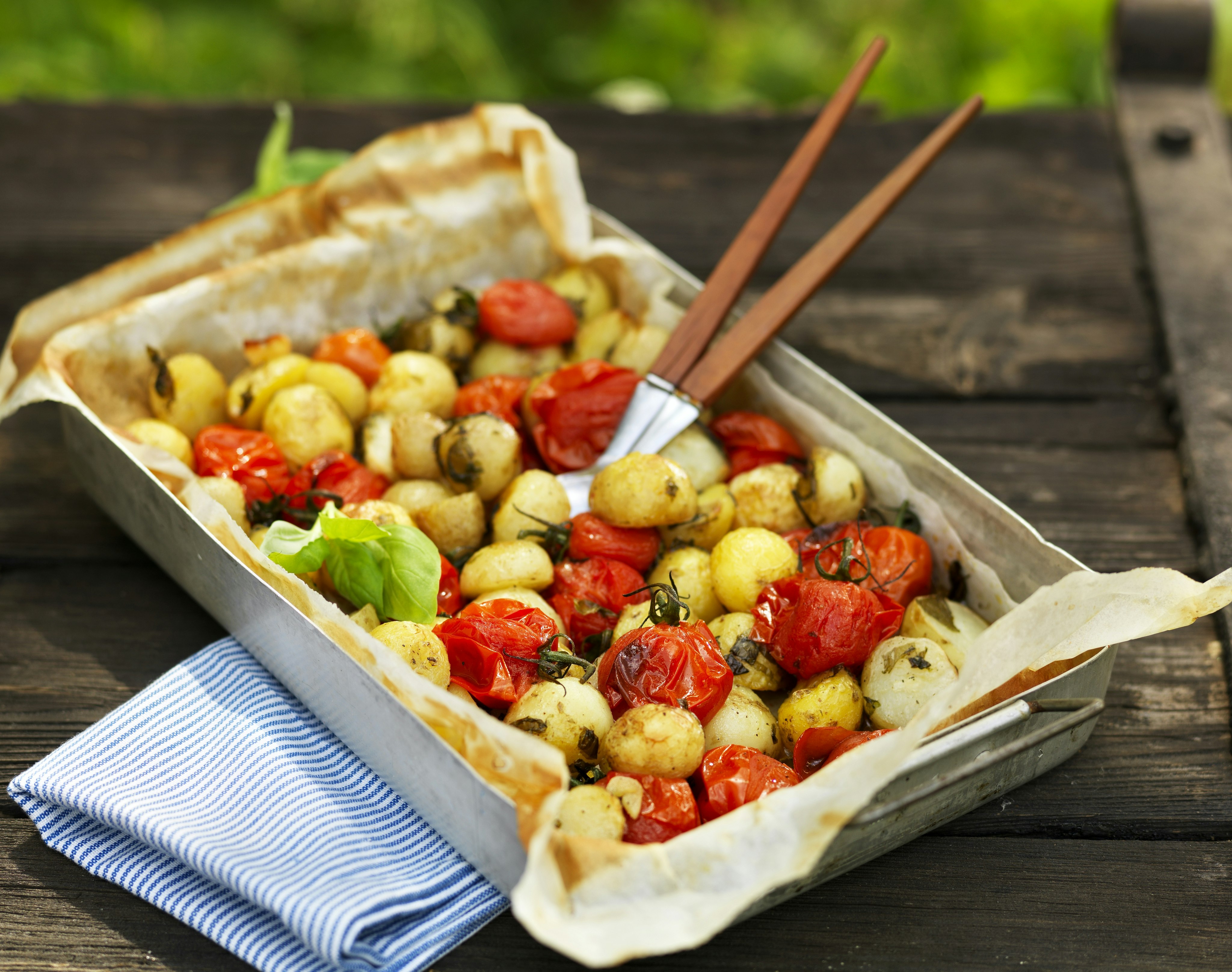 Rostad färskpotatis med kallskuret och parmesan