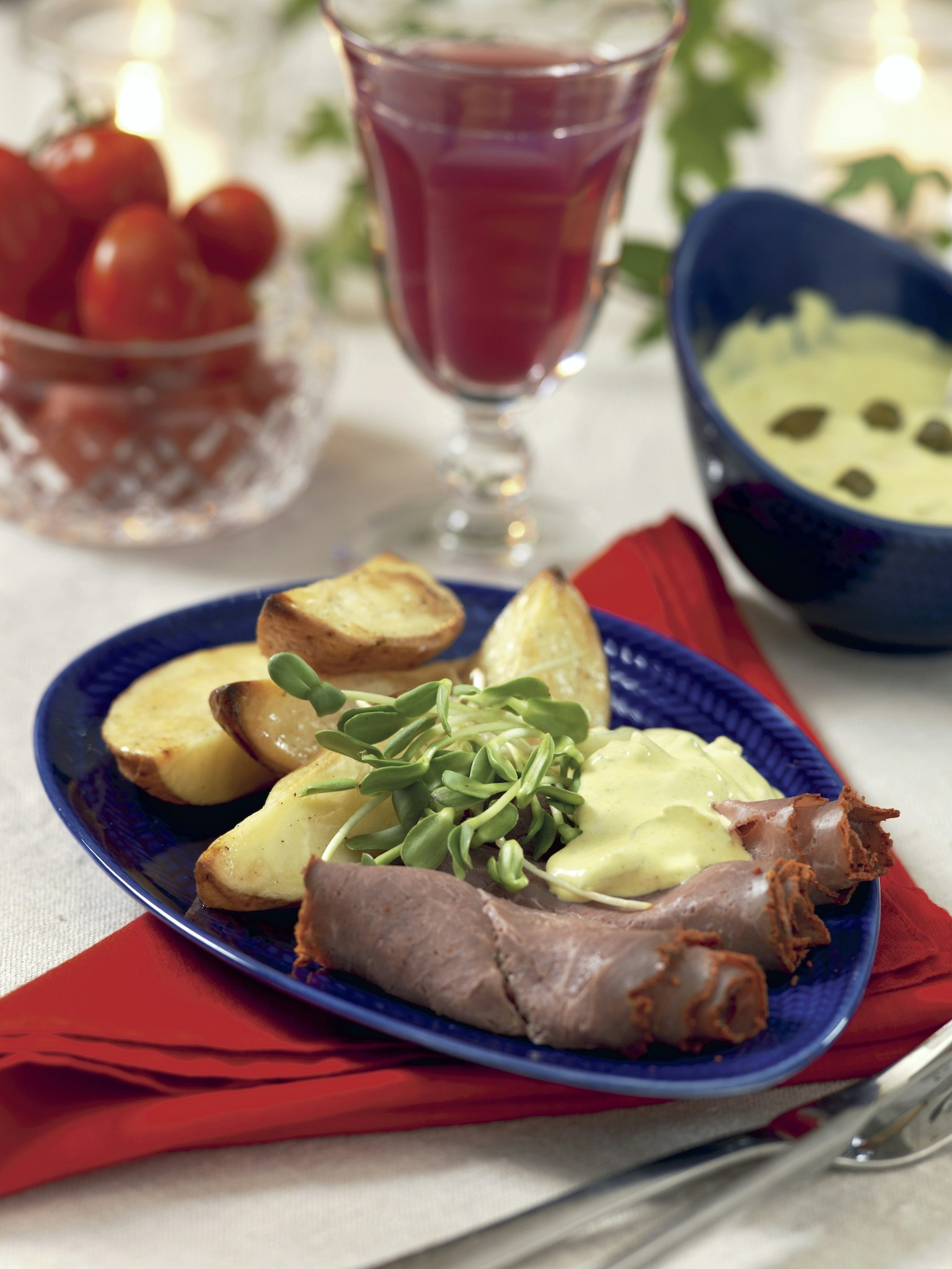 Rostbiff och hemgjord remouladsås