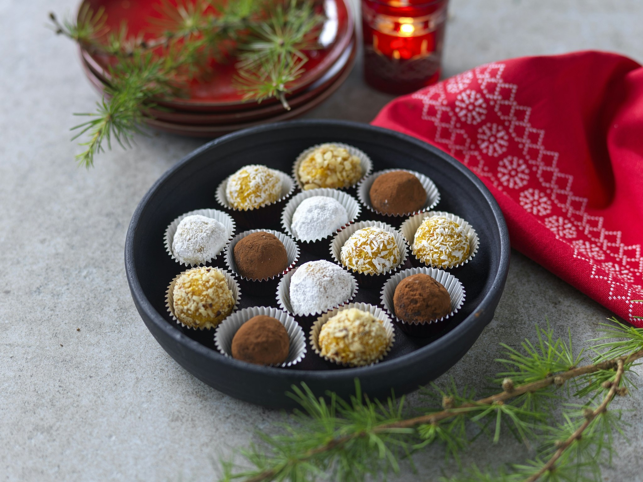 Saffransbollar med havregryn