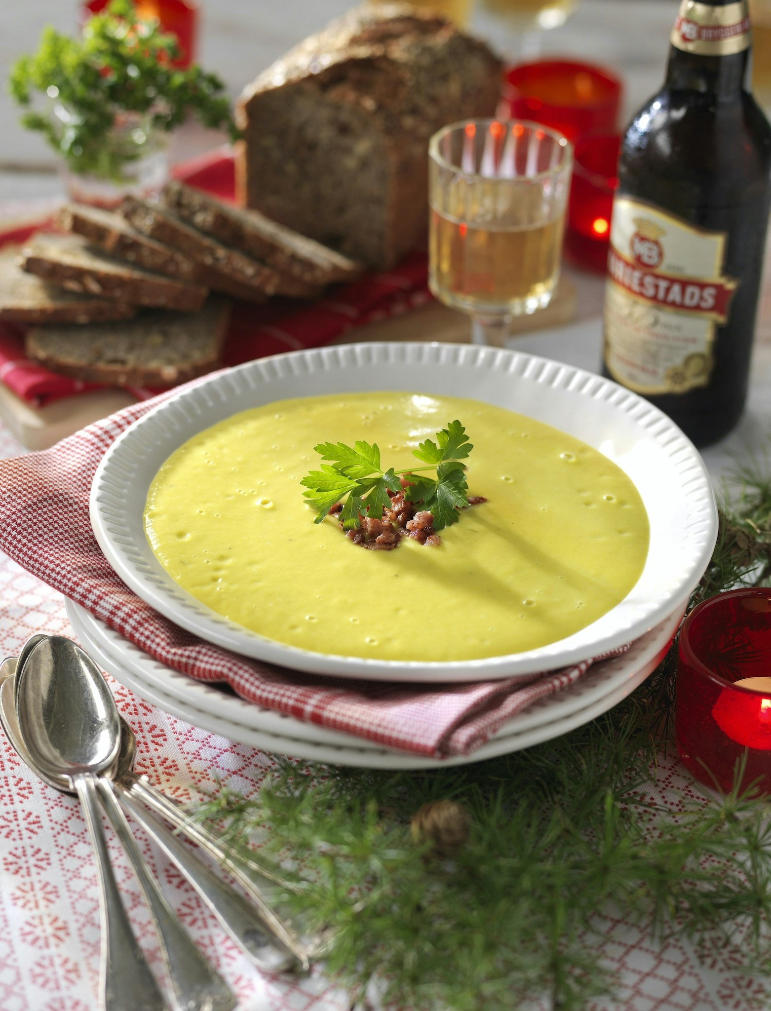 Saffransdoftande purjolökssoppa