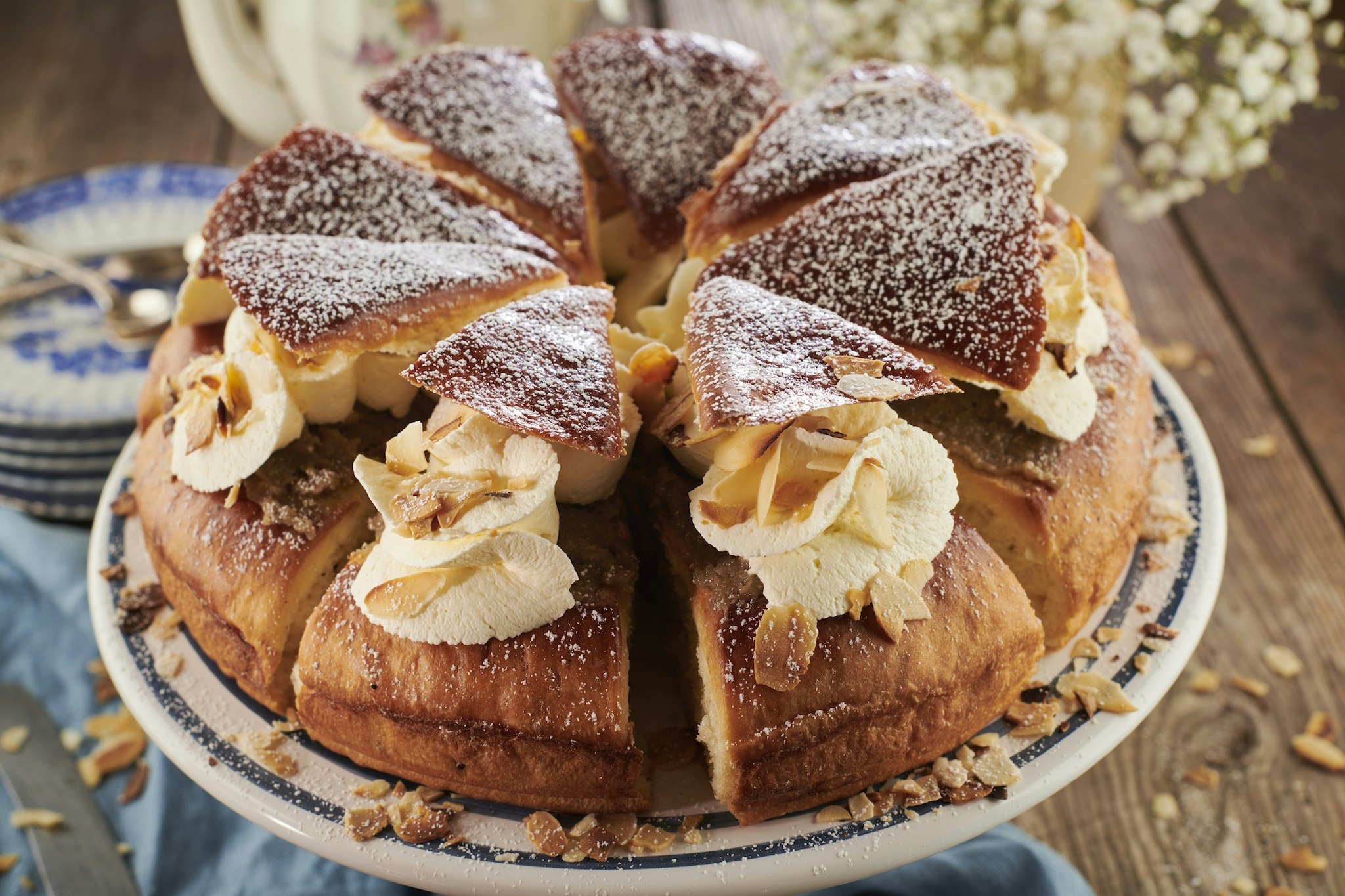 Semmeltårta med solrosfrö-fyllning