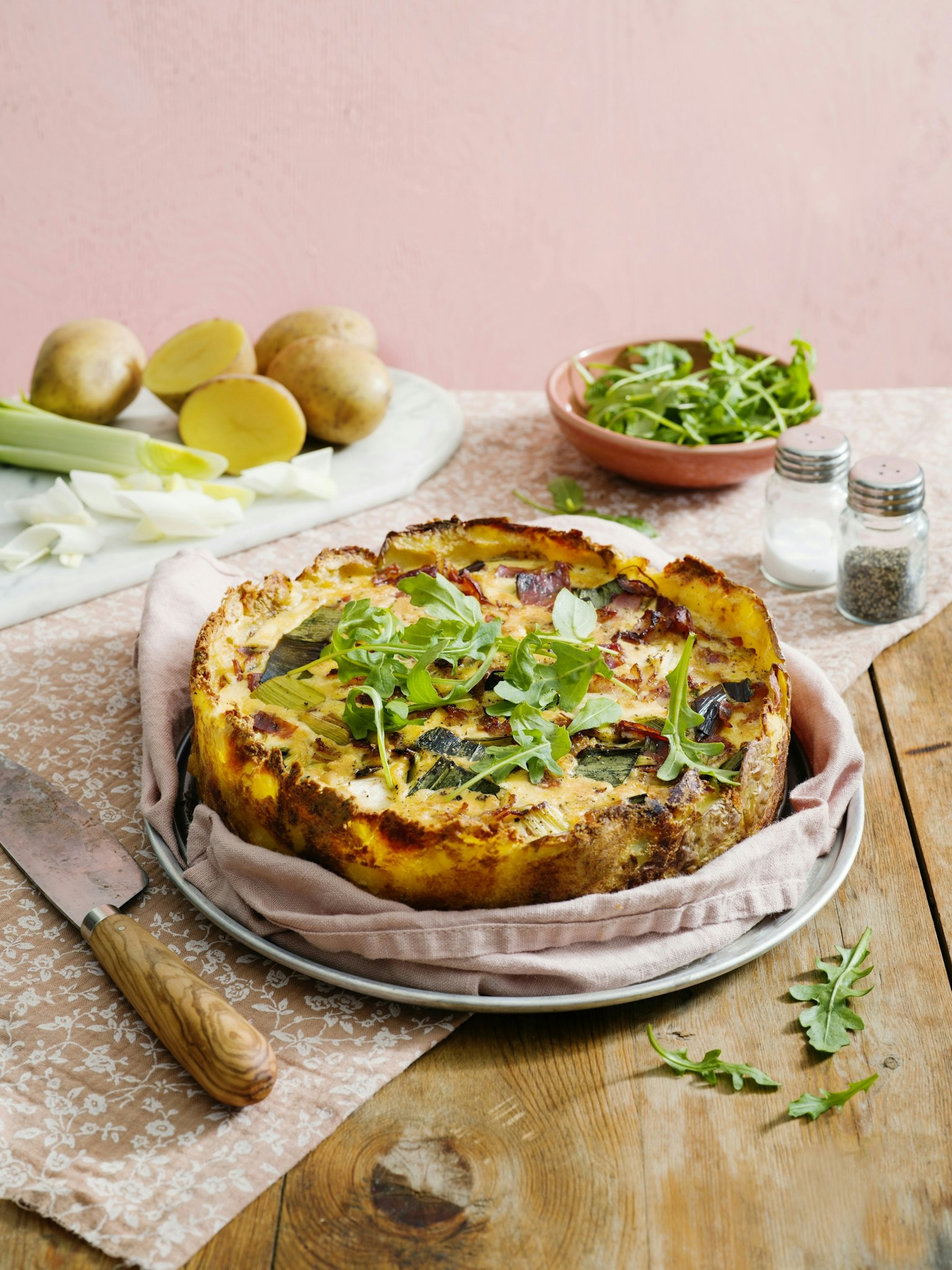 Smashed potatis- och baconpaj