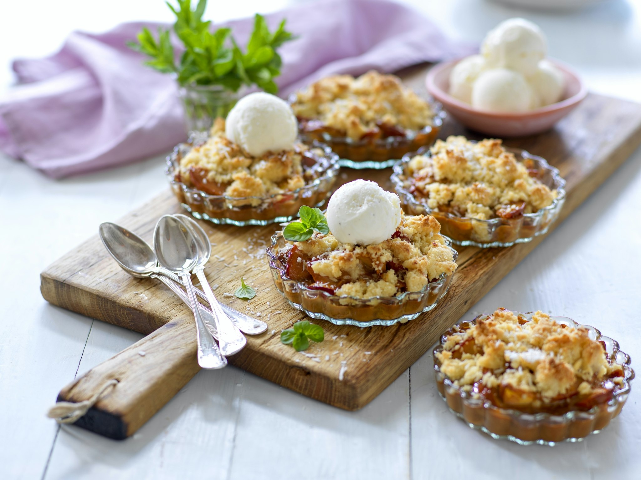 Smulpaj med nektariner, kola och kokos