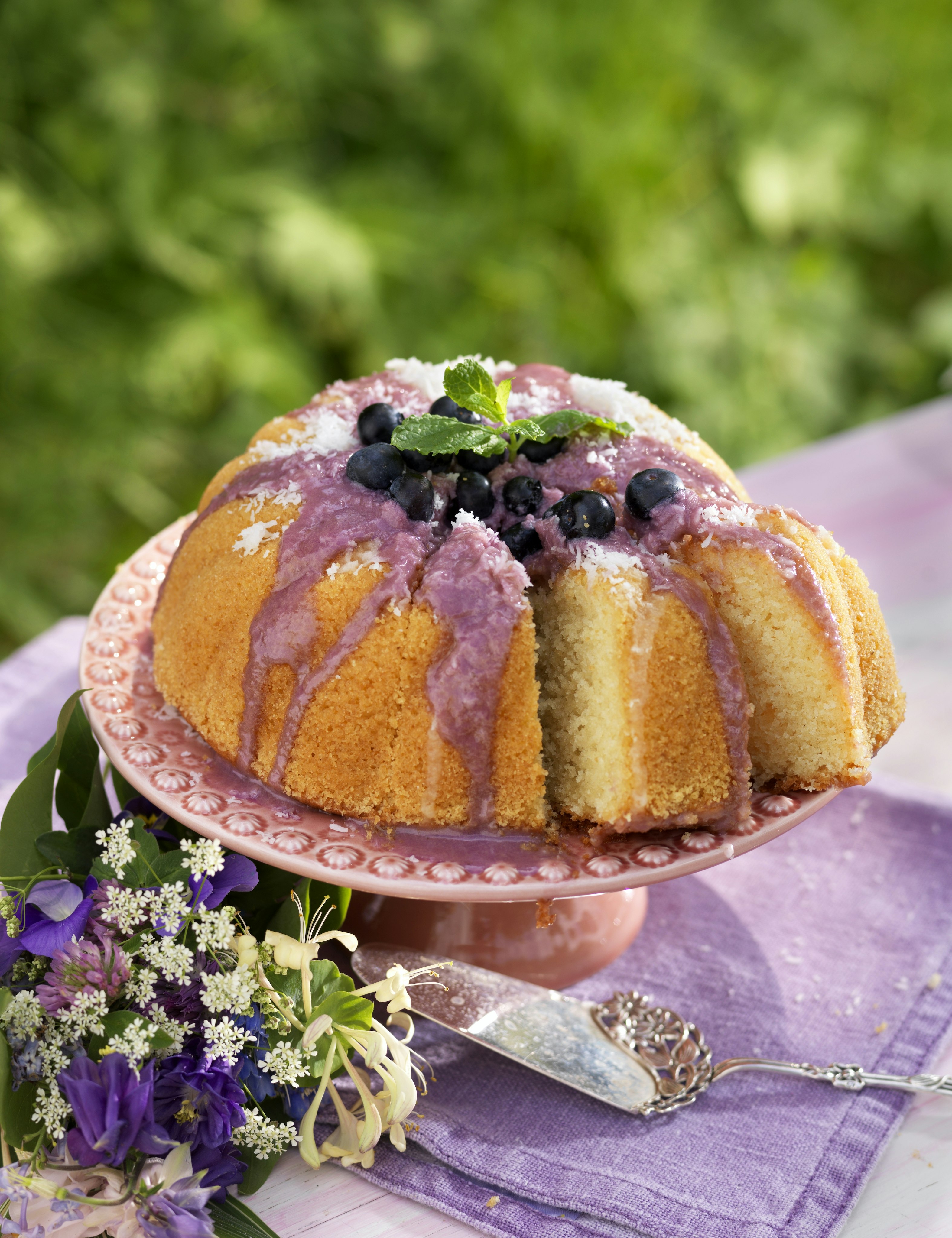 Sockerkaka med lila choklad