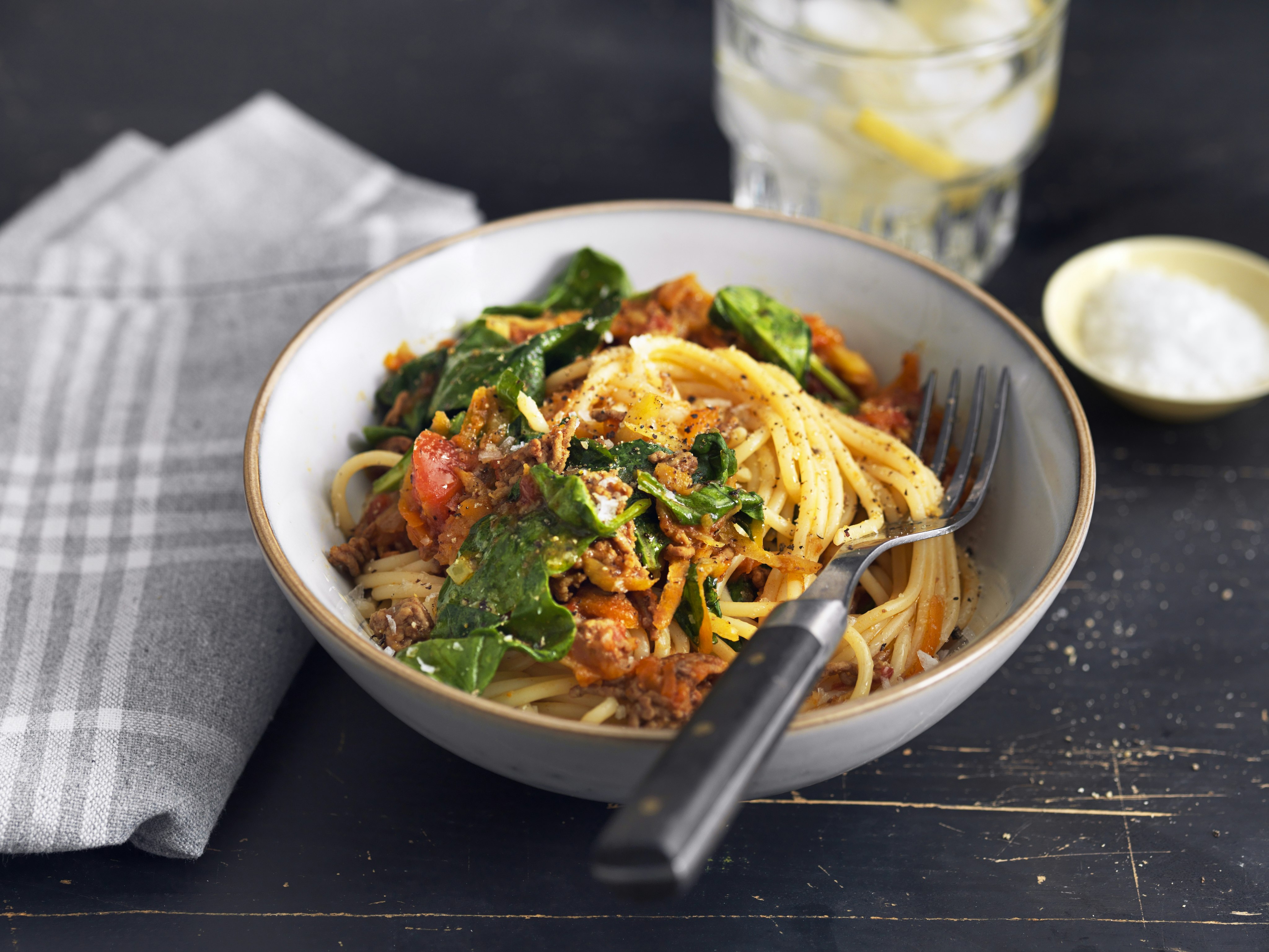 Spagetti och köttfärssås med curry