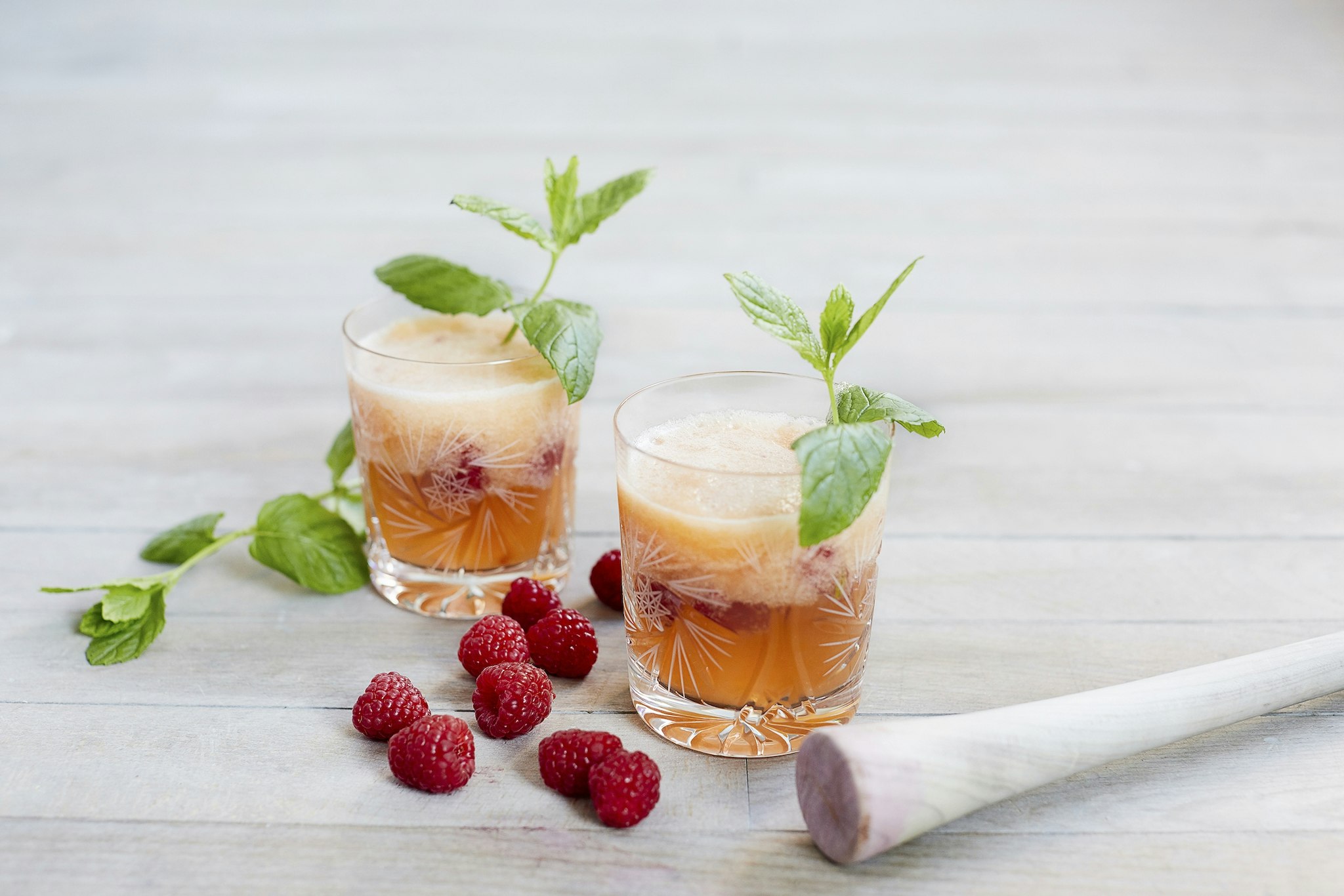 Sparkling melon coolers