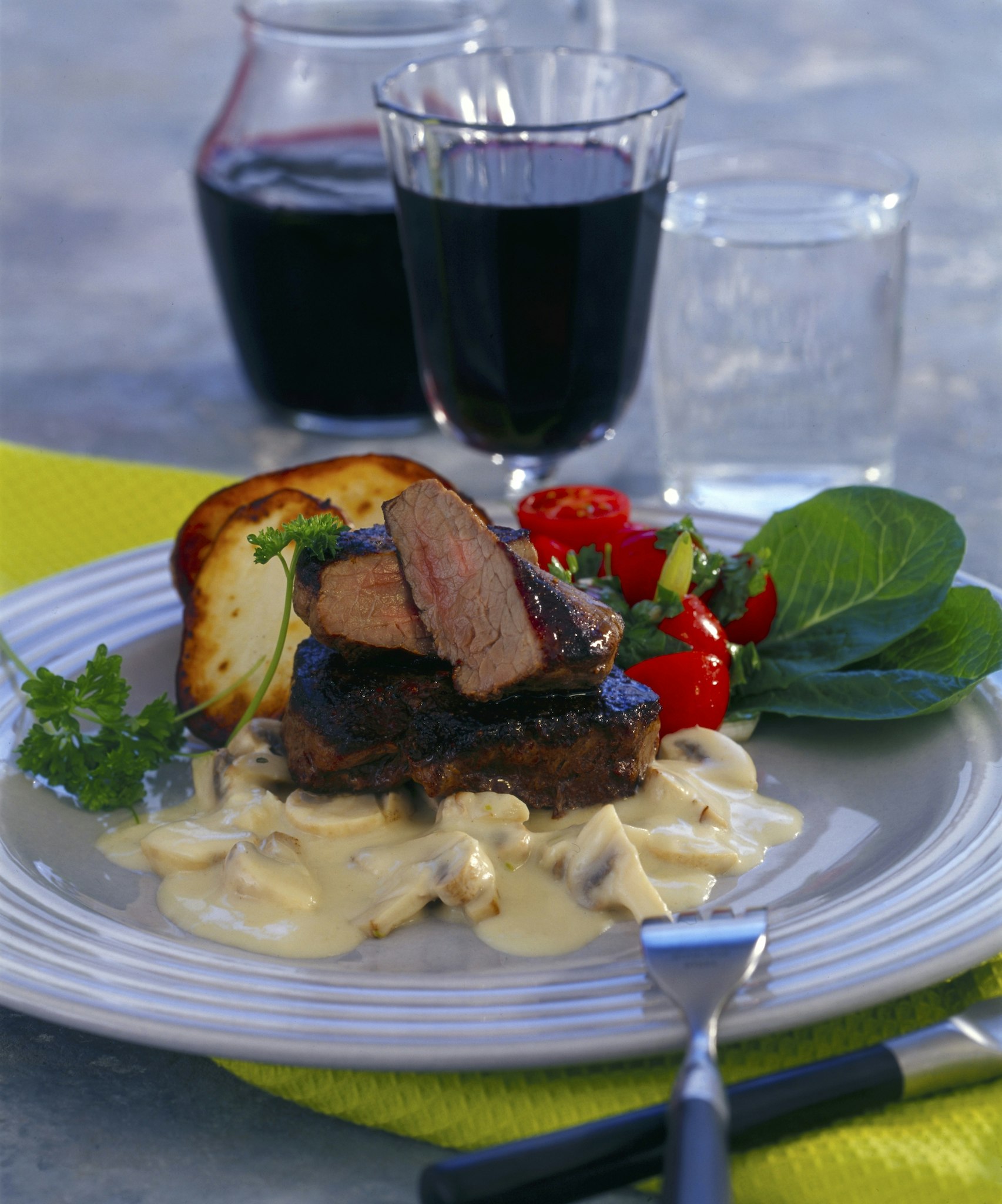 Pepparbiff med svampsås