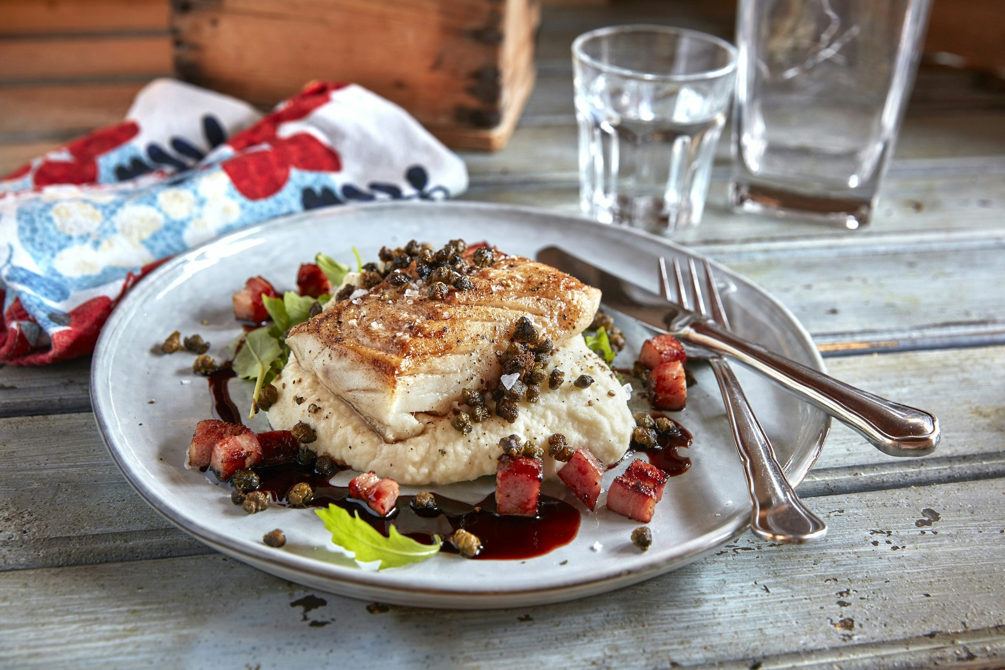 Pepparbiff med oströsti och rödvinssky